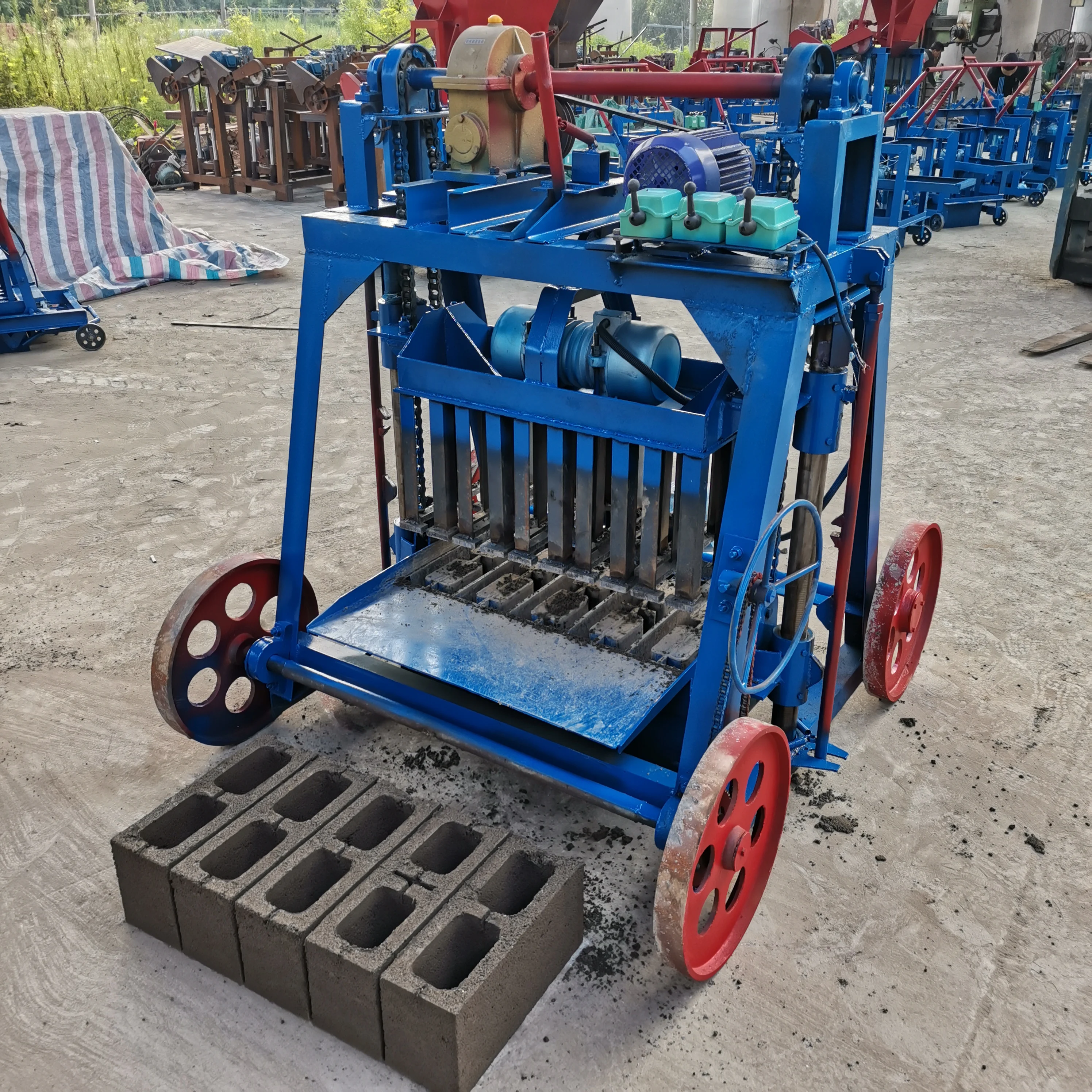 Concrete Block Forming Machine Semi-automatic Block Brick Making ...