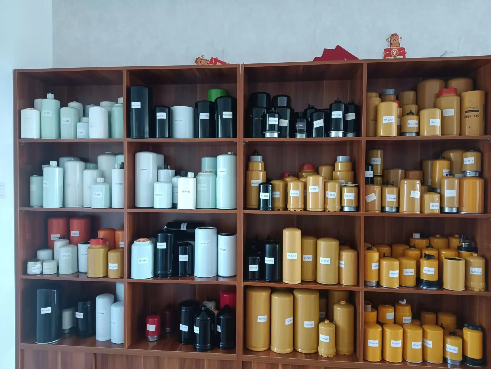 Filter Elements 1311812 P551427 Fs19554 Fs19589 Re53729 131-1812 - Buy ...