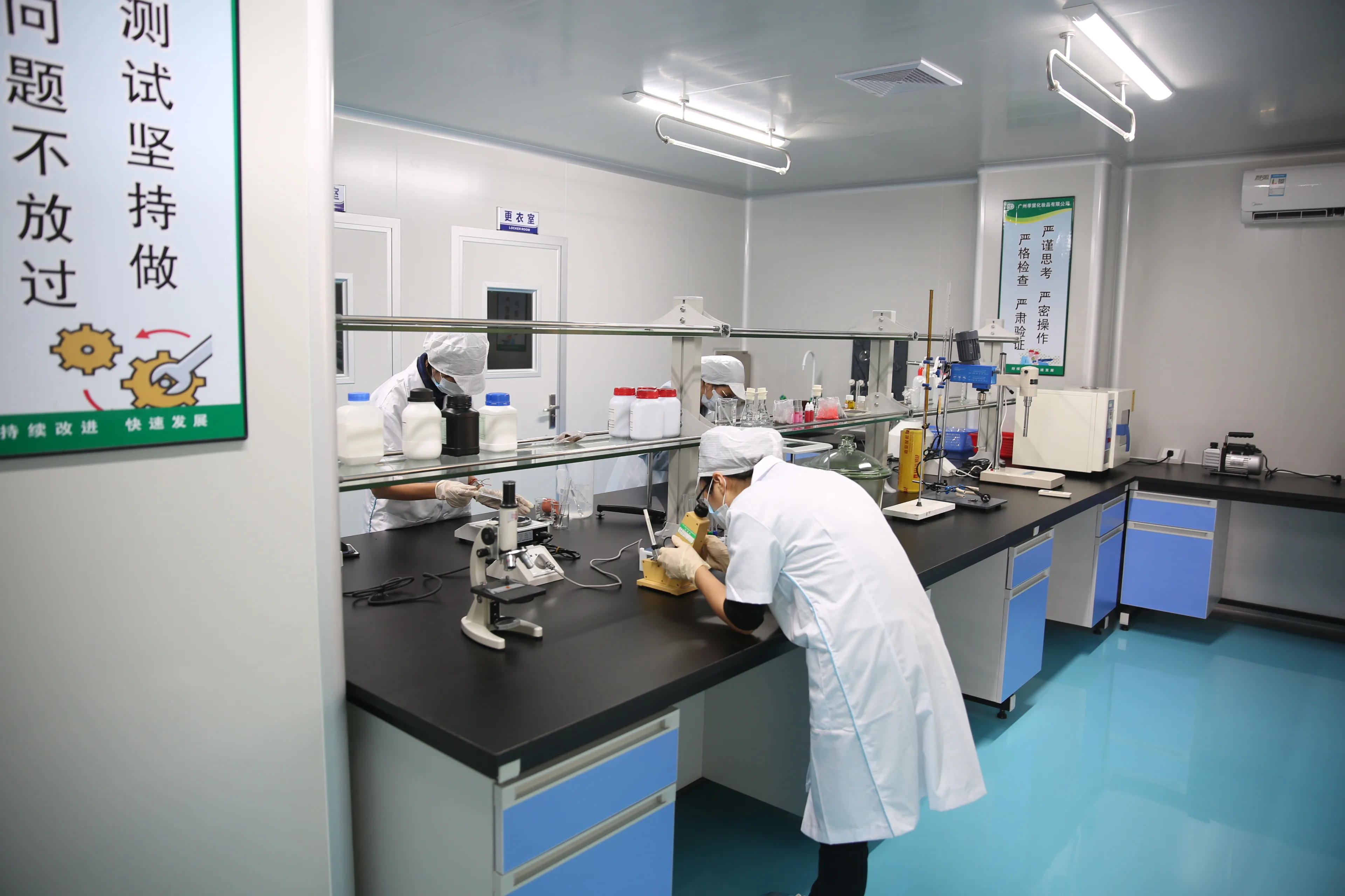 New Design Chuse C18 Pro 12v Low Noise Permanent Makeup Machine Digital ...