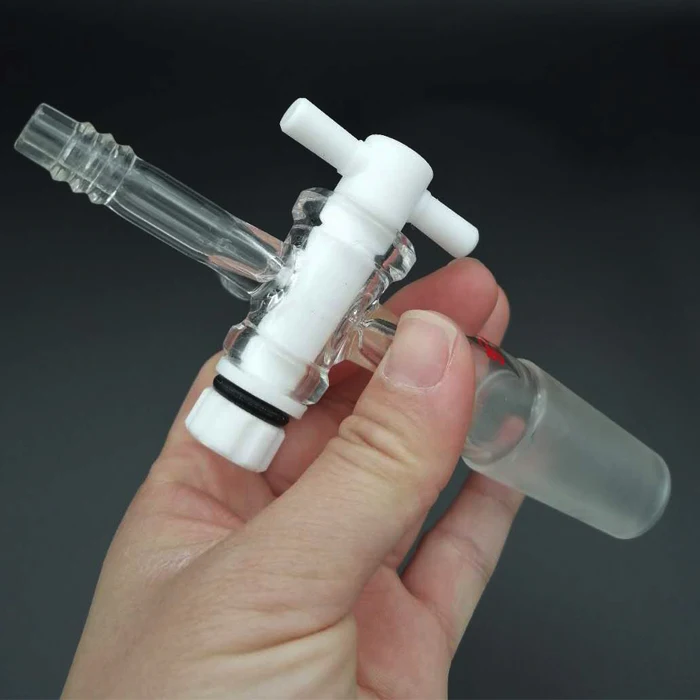 Labs Borosilicate Glass Three Way Stopcock with 24/40 Joint