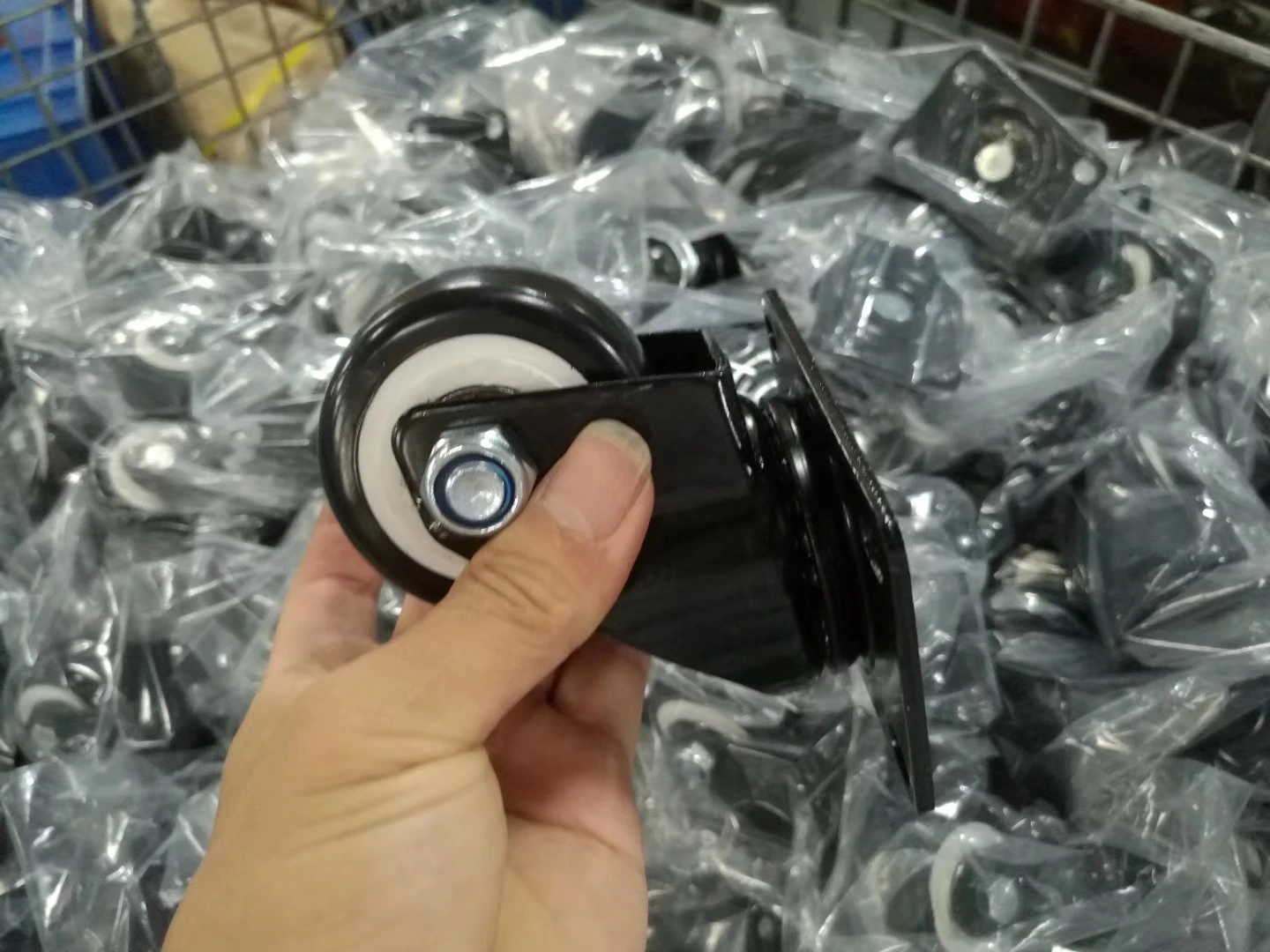 China Produces 2 Inch Diameter Plastic Wheels And Pvc Shopping Cart ...