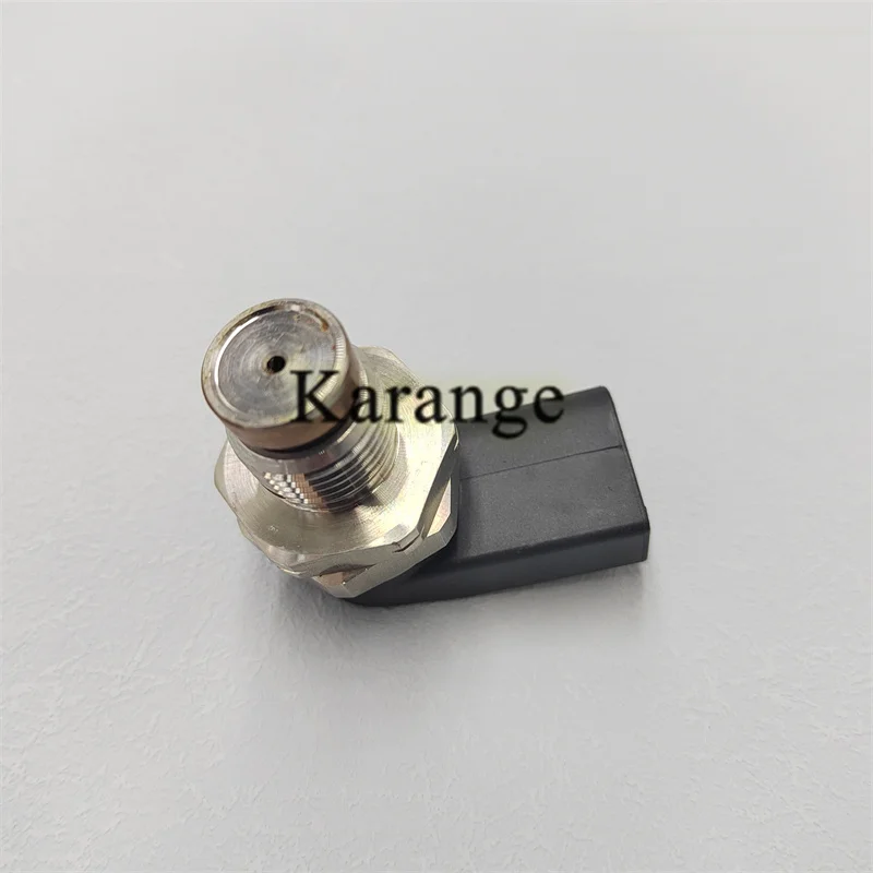 Commmon Rail Pressure Sensor 0281002497 7787167 13537787167 - Buy ...