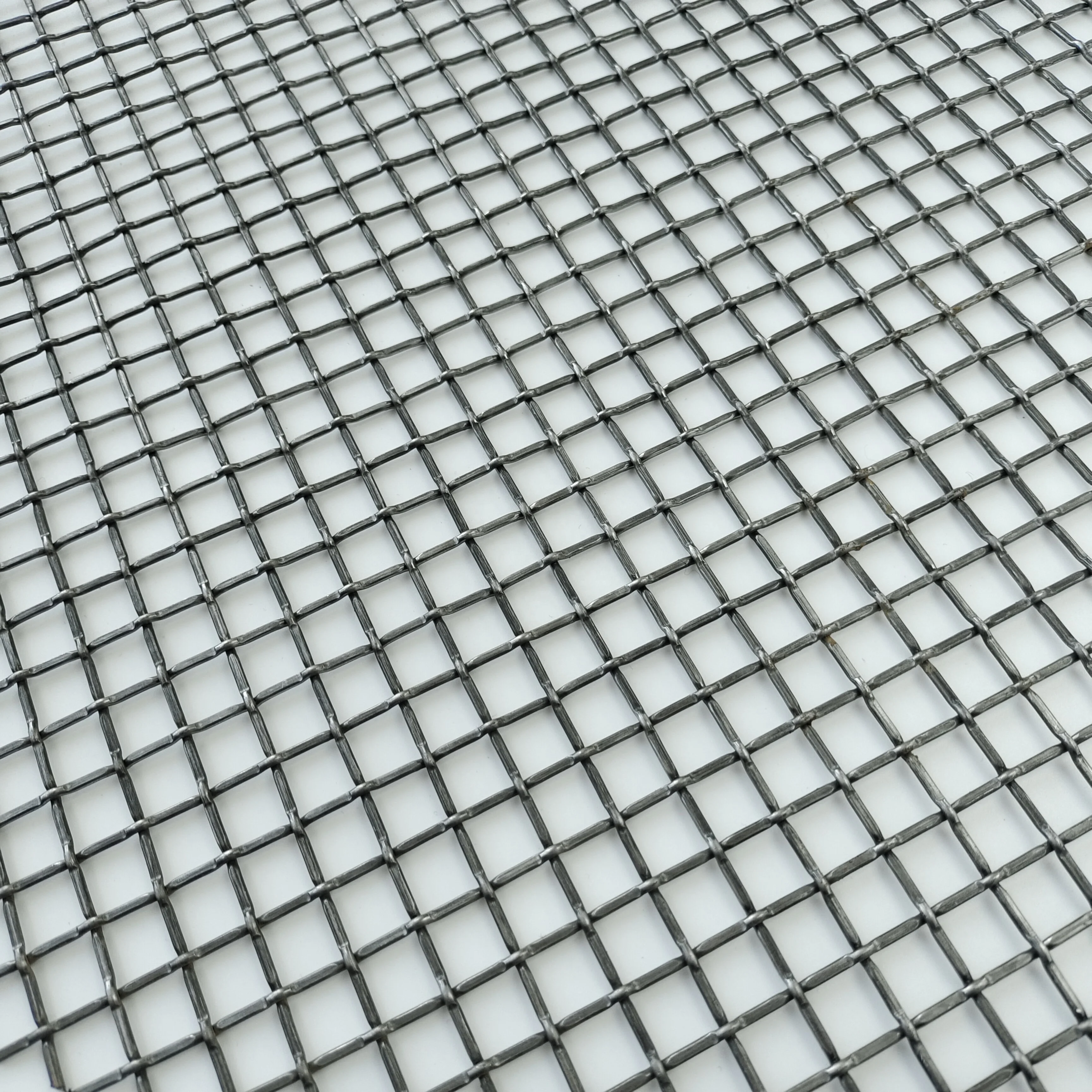 Reinforcing Iron Net Iron Wire Mesh Bird Cage Chicken Pens Rabbit Cages ...