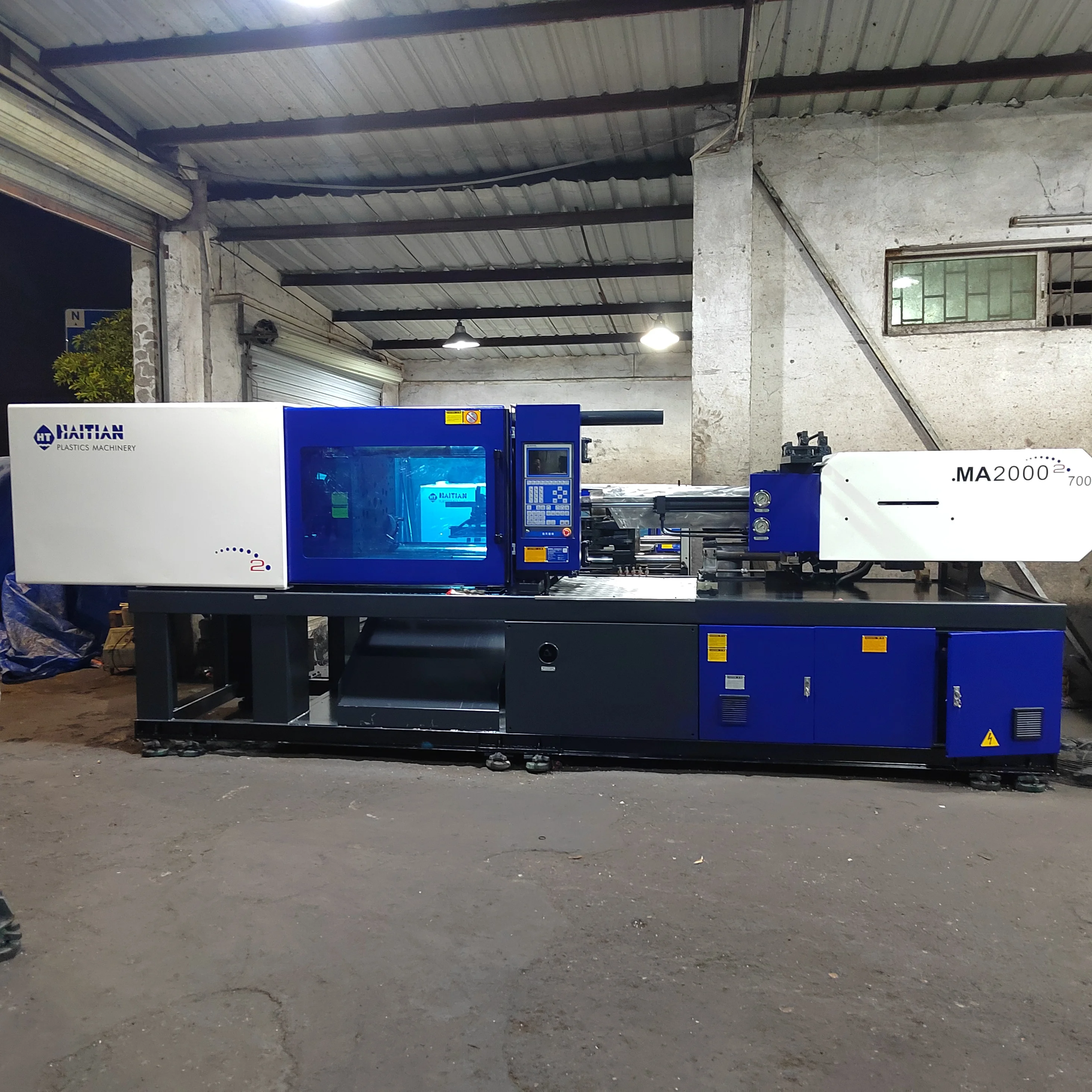 Haitian Plastic Molding MA2000 - Automatic Injection Machine
