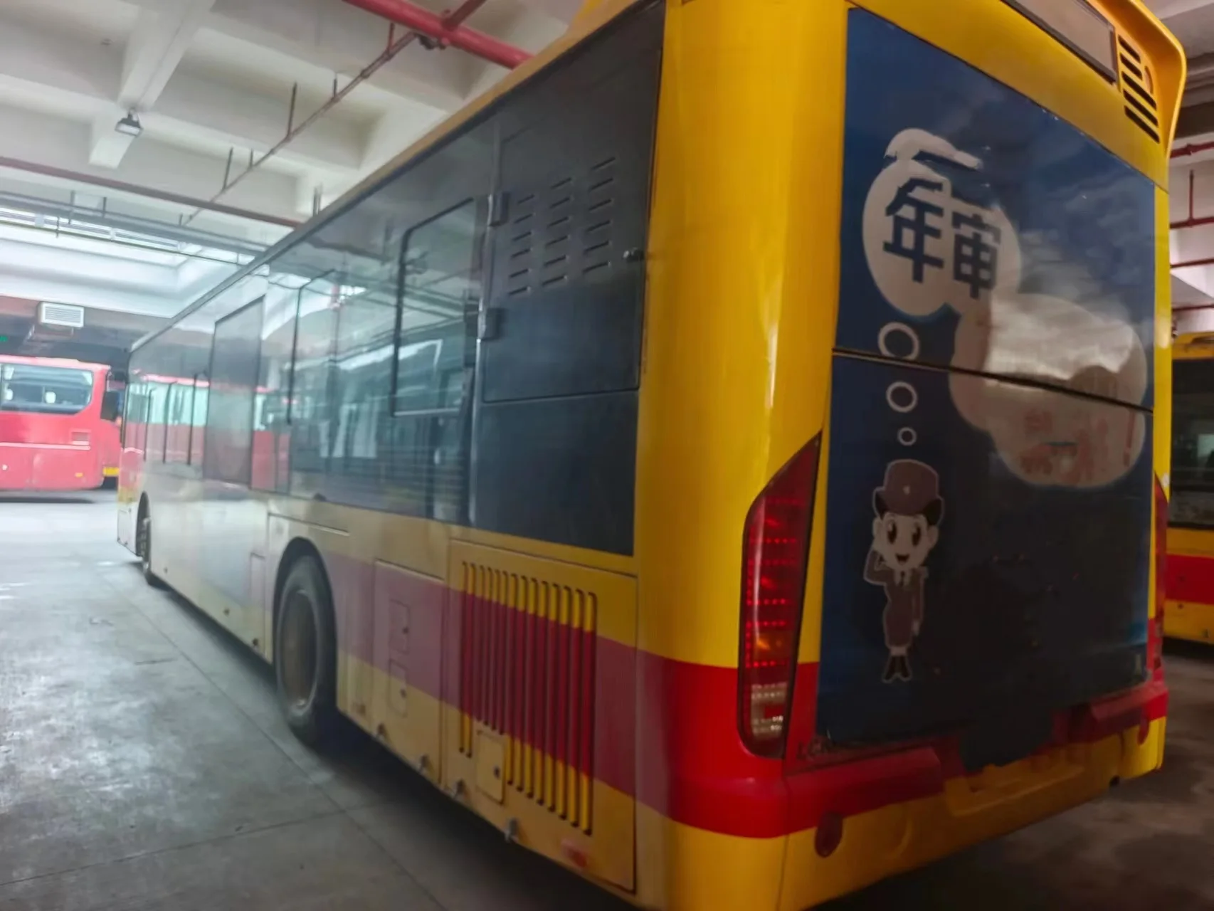 Used 70 Seater Coach Bus Luxury Tour Passenger Coach 70 Seater Bus For ...