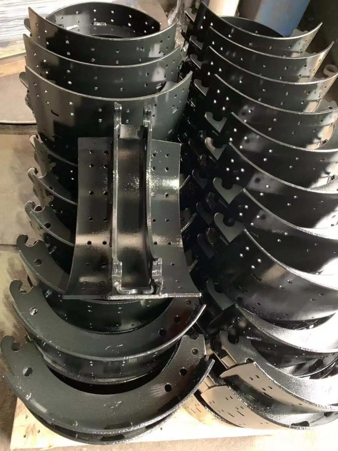 Trailer Brake Shoes Replacement 4551q 15205191 - Buy China Factory ...