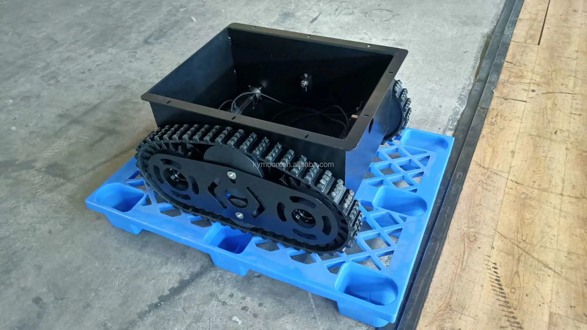 Rubber Track Platform - Durable and Versatile Chassis
