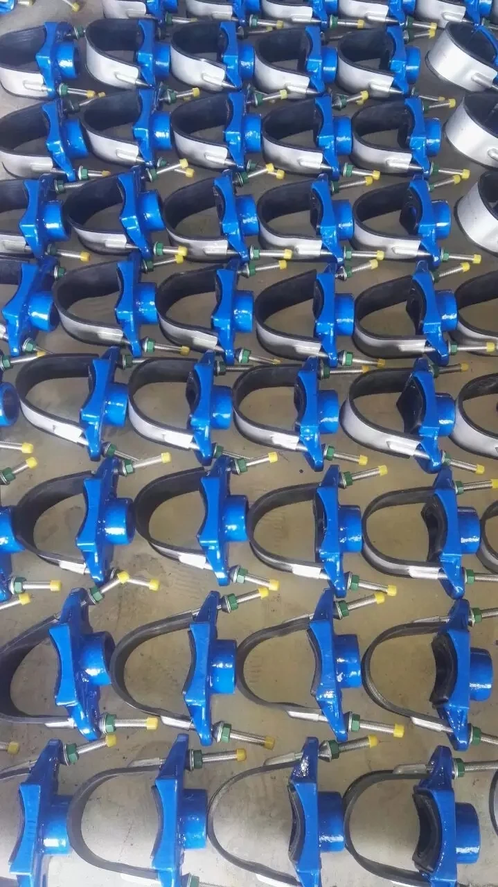Steel Belt Saddle Clamps & Ductile Iron Pipe Tees for Pipe Clamping