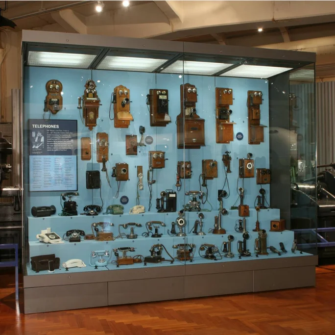 Glass Museum Display Stand Oem Science Museum Equipment Wall Antique ...