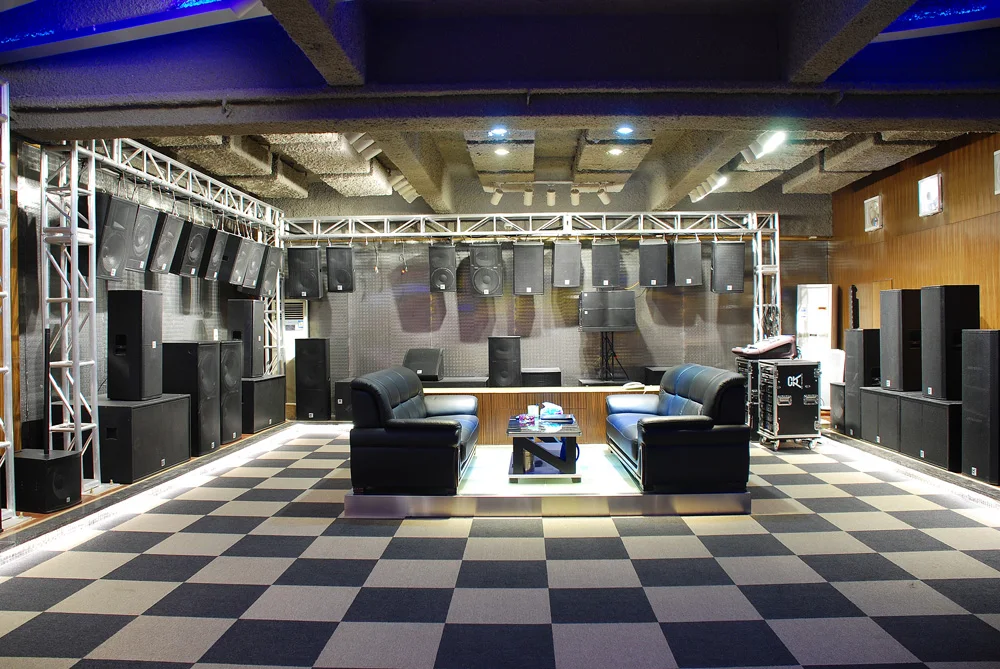 CVR D-3002 Power Amplifier - High Performance DSP Amplifier