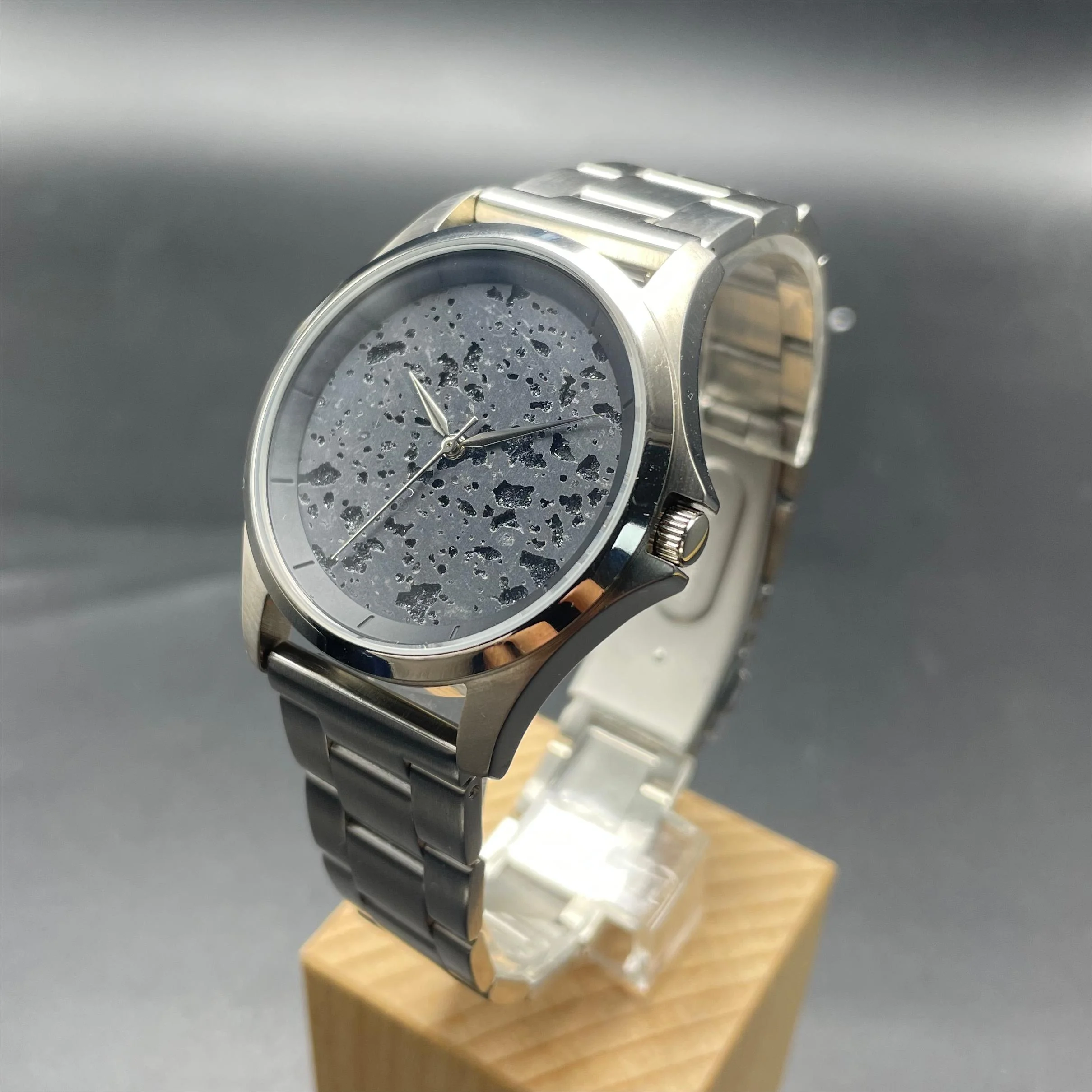 39mm Classic Men Watch Natural Volcanic Rock Dial Quartz Watches ...