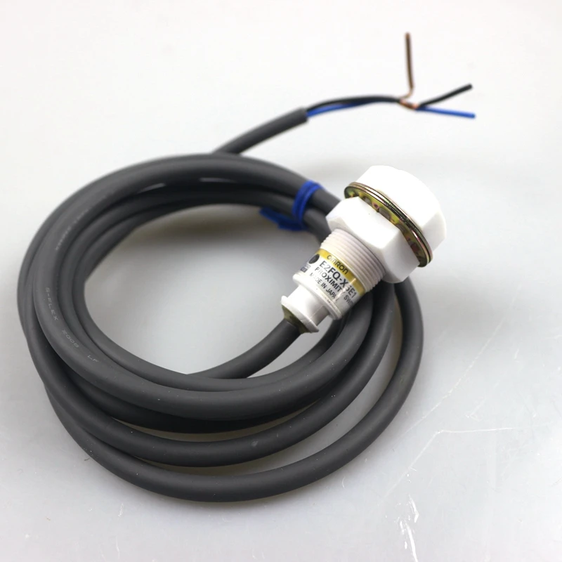 New Proximity Switch E2fq-x5e1 Sensor Capacitive Waterproof Proximity ...