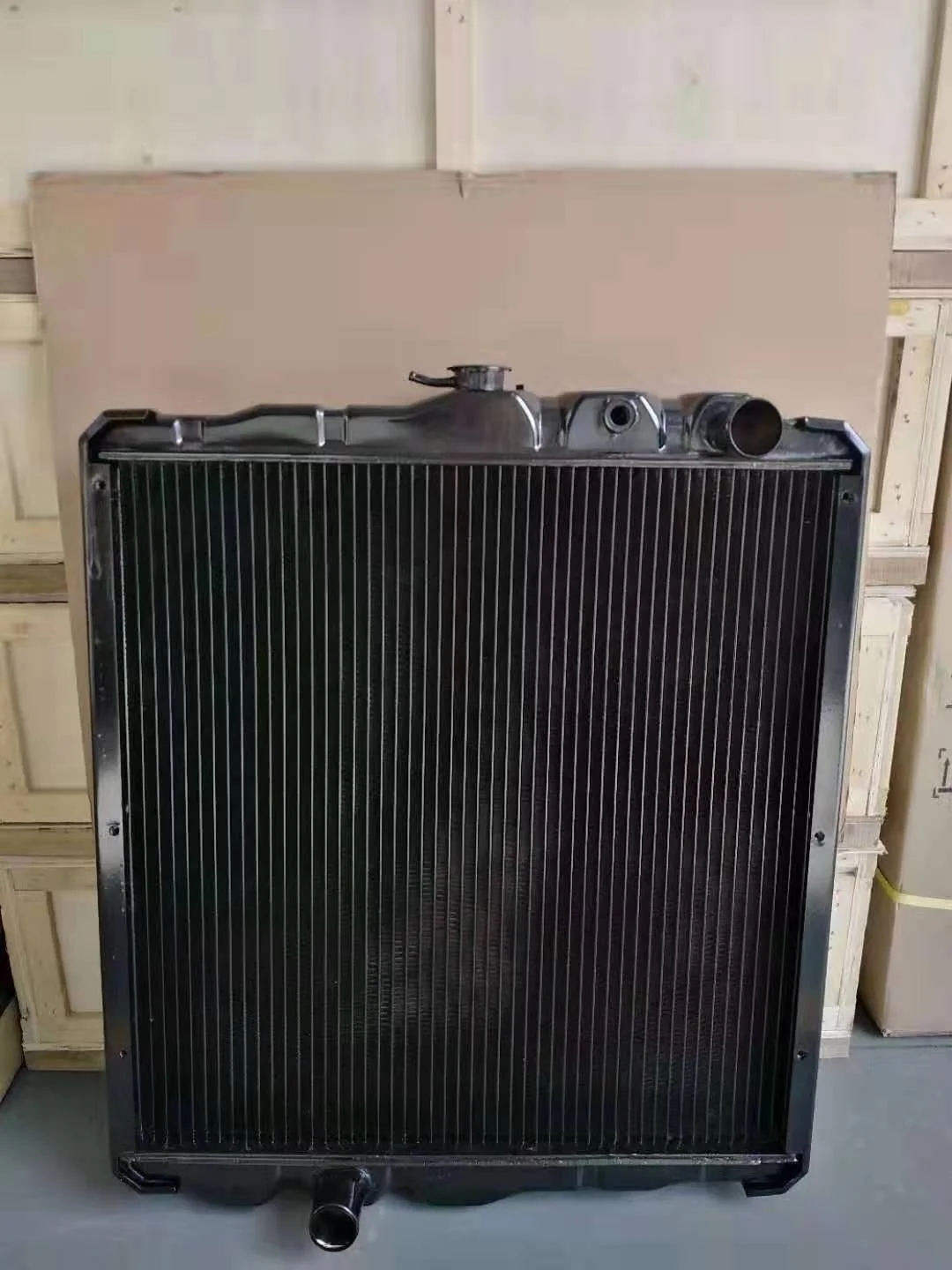 MC293975 FUSO Fighter 6D16 6D17 6M61 Engine Radiator for Mitsubishi