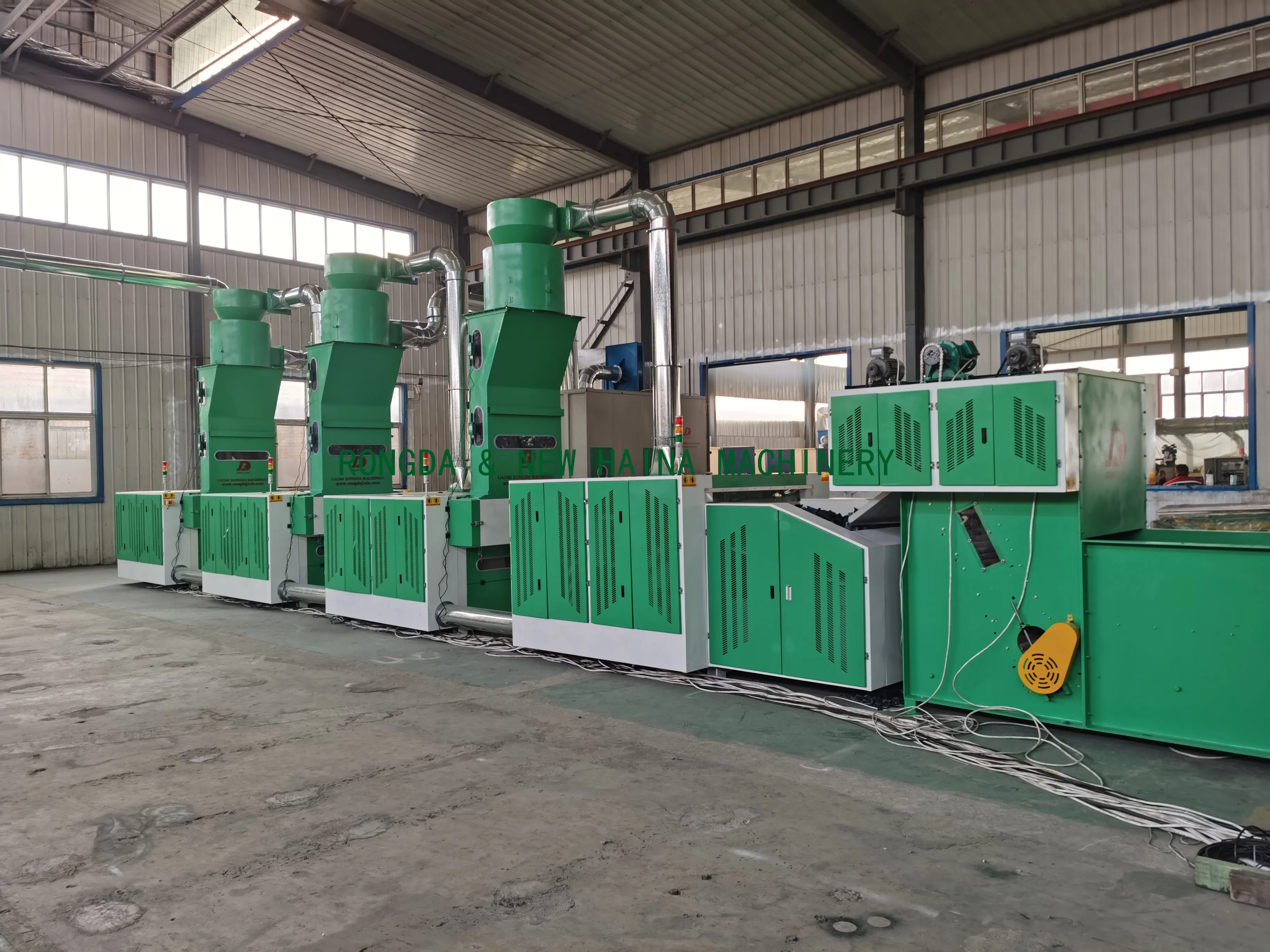 High Capacity Textile Recycling Machine - Efficient & Durable