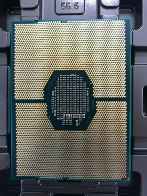 Intel Xeon Platinum 8276 Processor - 2.20 Ghz, 56 Threads