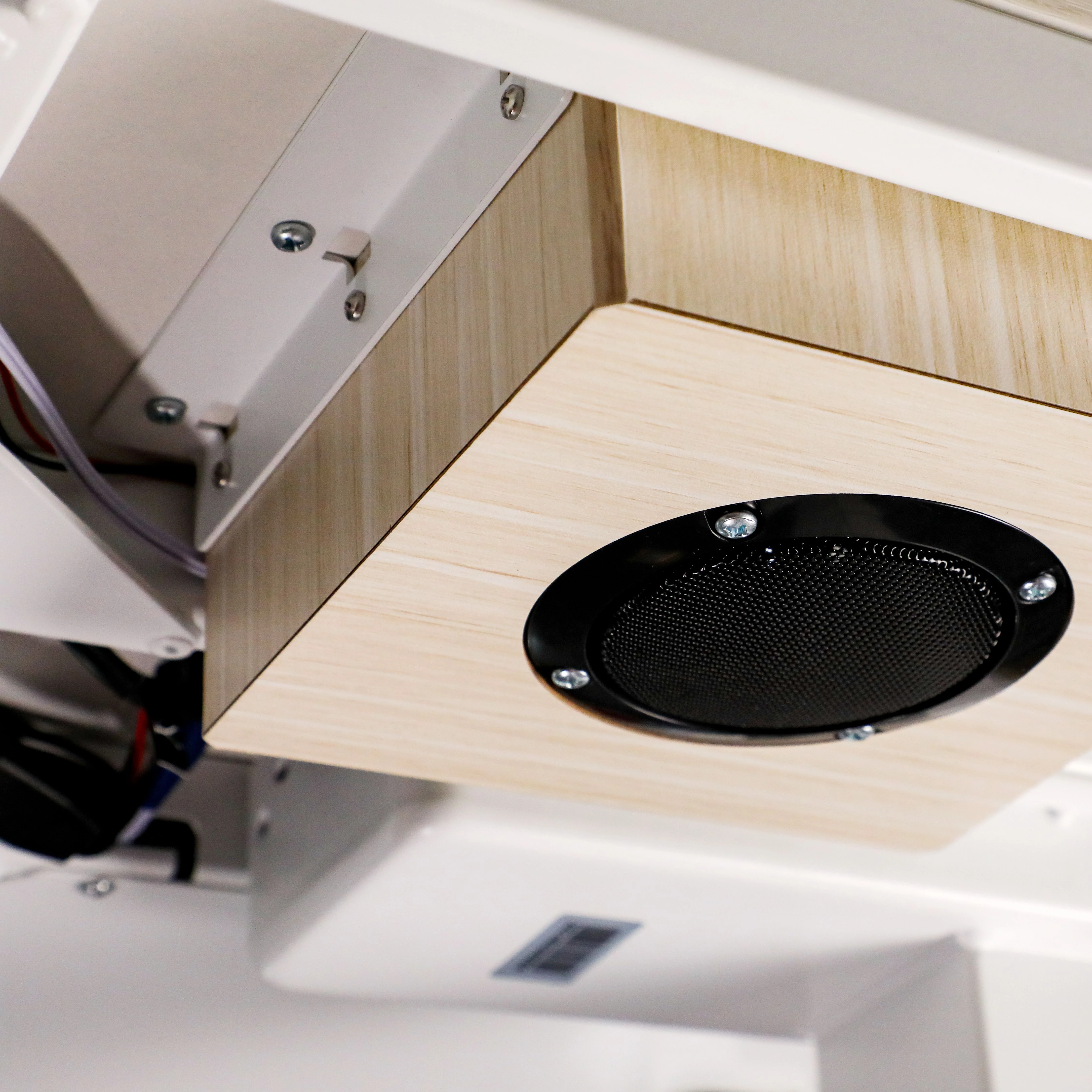 Aoke White Electronic Standing Desk Table Bluetooth Speaker Sit Stand ...