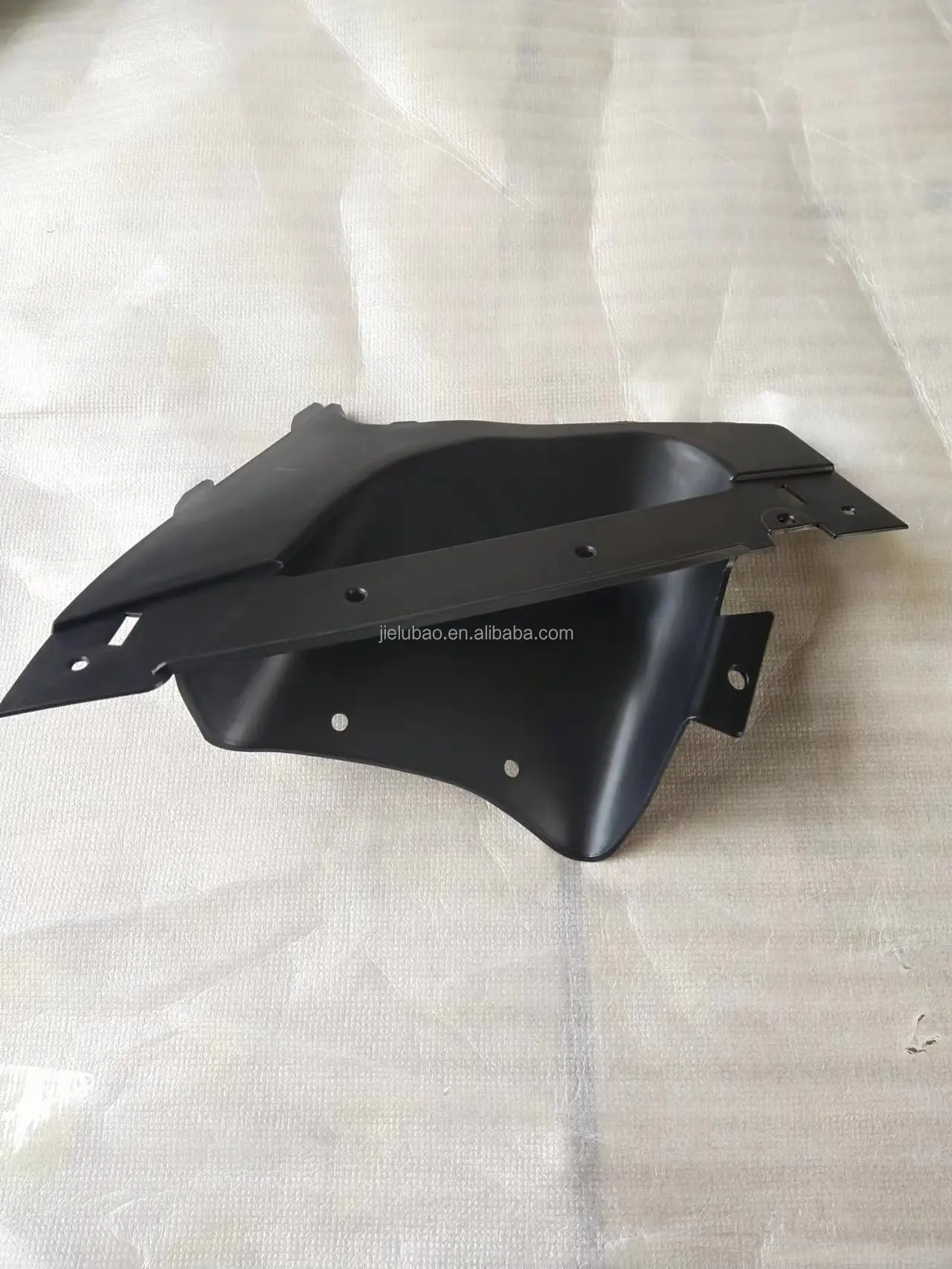 LR095012 LR095013 Land Rover Vein Front Bumper Spoiler| Alibaba.com