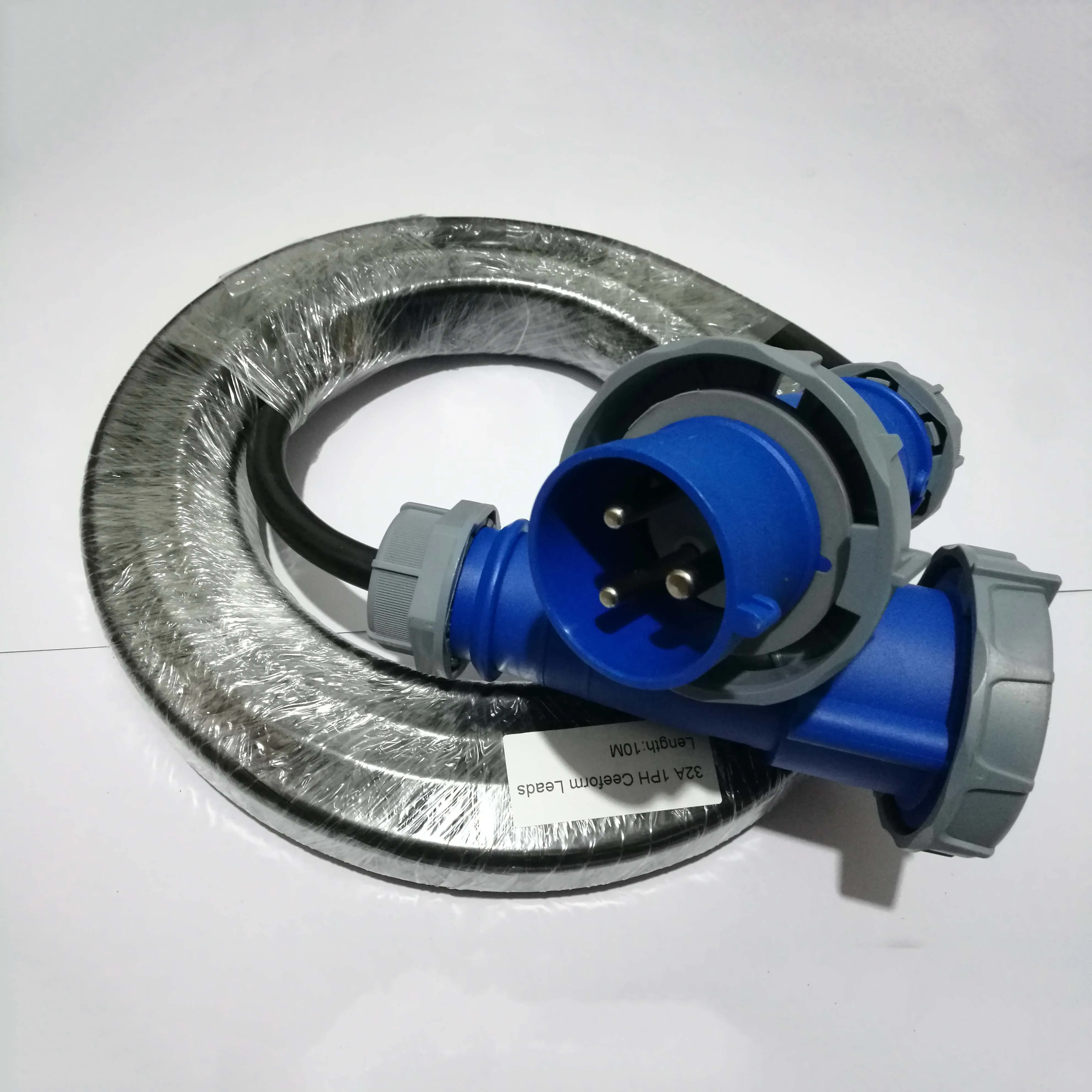 5pin 32A 400V Industrial Power Socket and Plug - Reliable