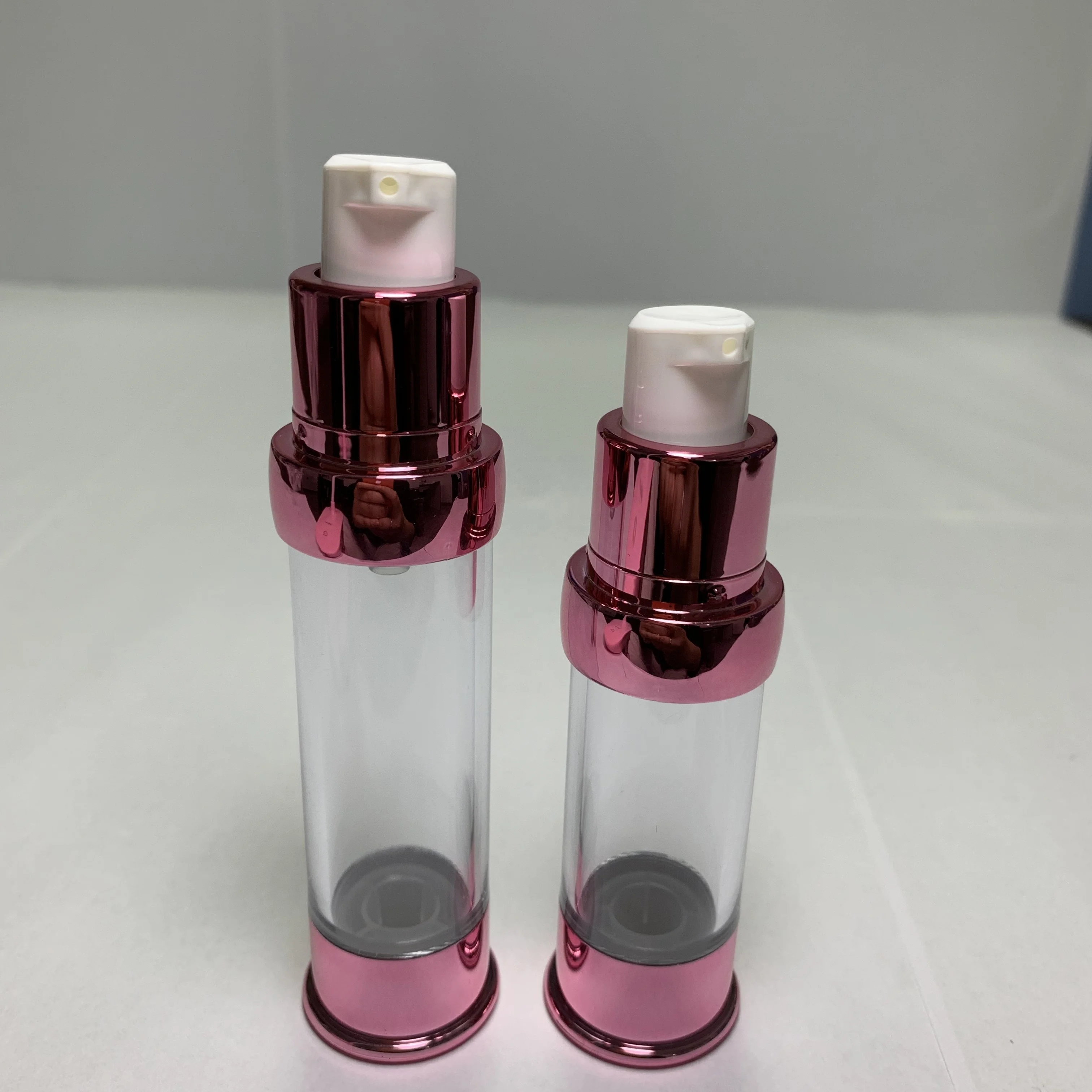 Plastic Bottles,Clear As Airless Pump Bottles W/ Silver Pumps & Caps ...