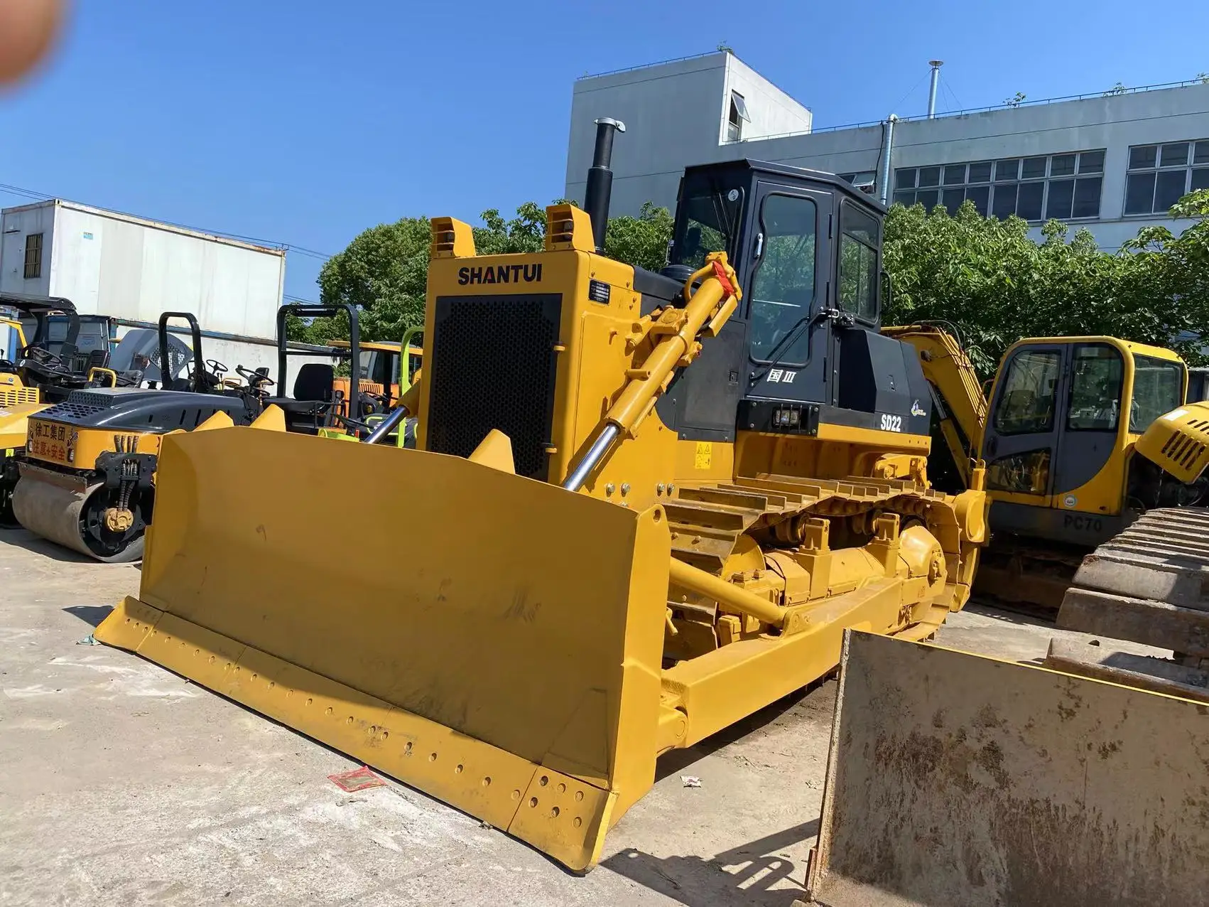 Sd22 Bulldozer Sd32 Crawler Bulldozers Shantui Same Style Bulldozer Low ...