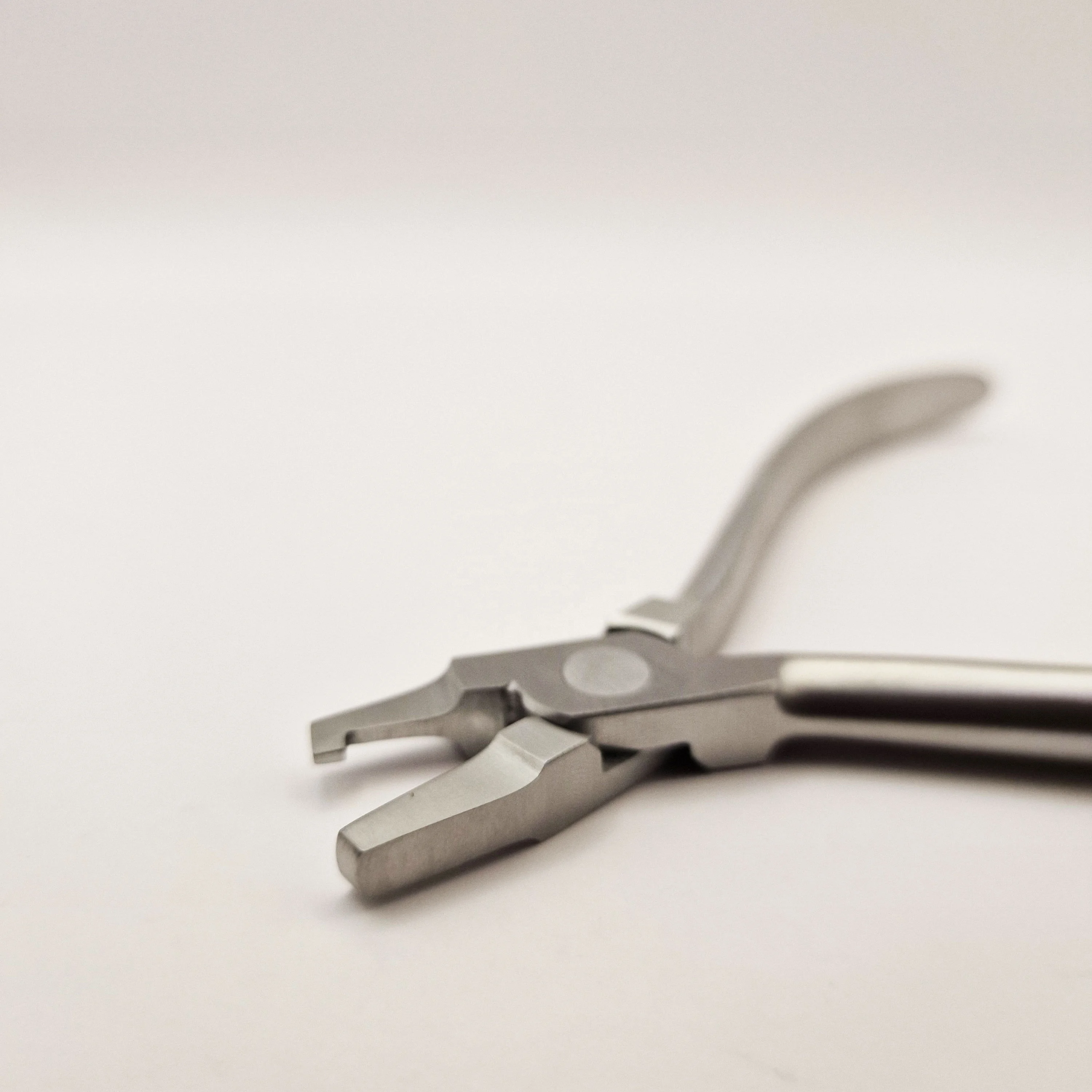 Orthodontic Clear Aligner Pliers Set of 5 - Pin Tech Instruments