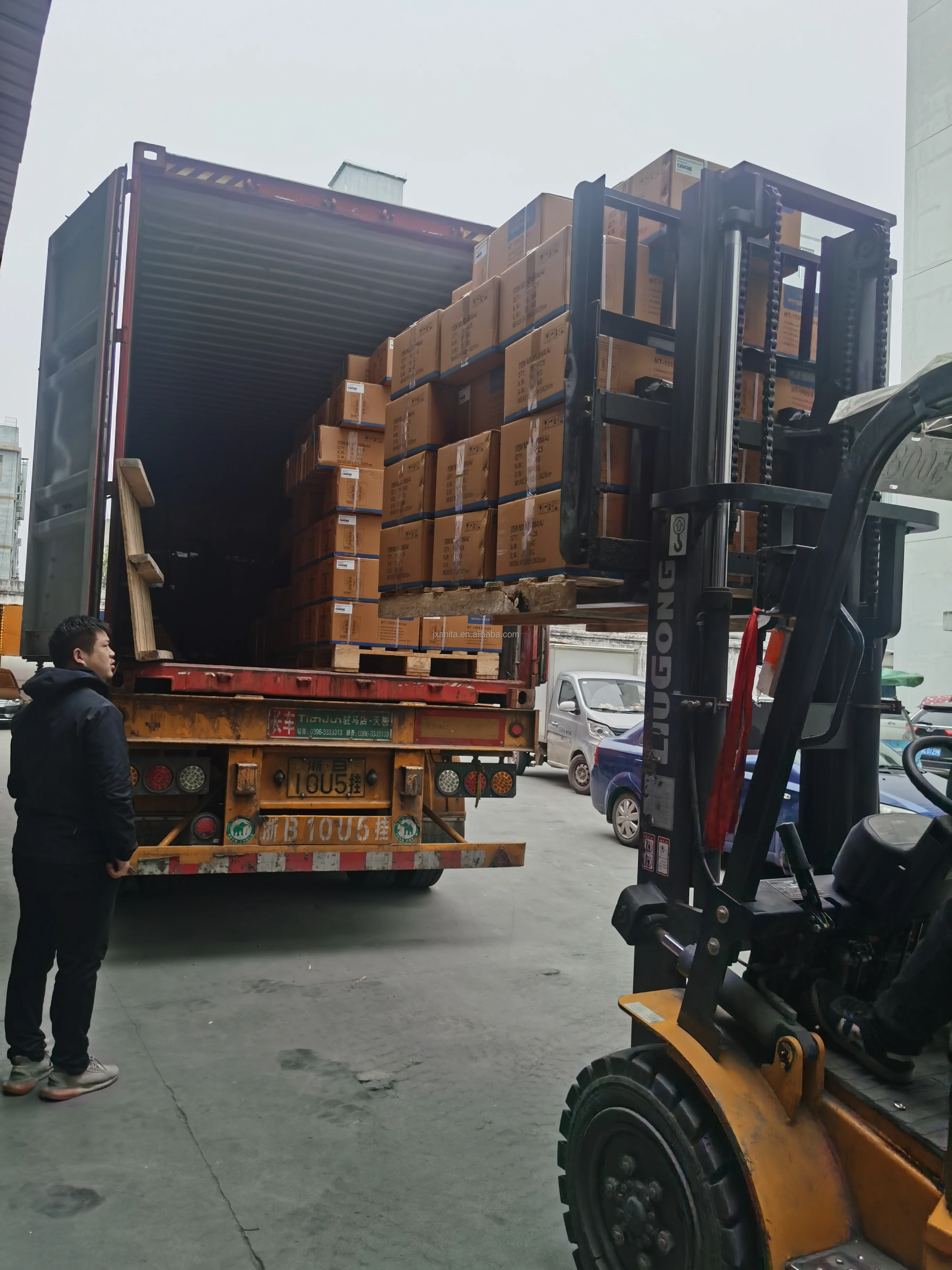 4-gang Pvc Rectangle America New Work Plastic Box 60 Cu.in Gray ...