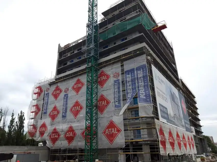 Building Safety with 12mm Tempered Glass Balcony Railings