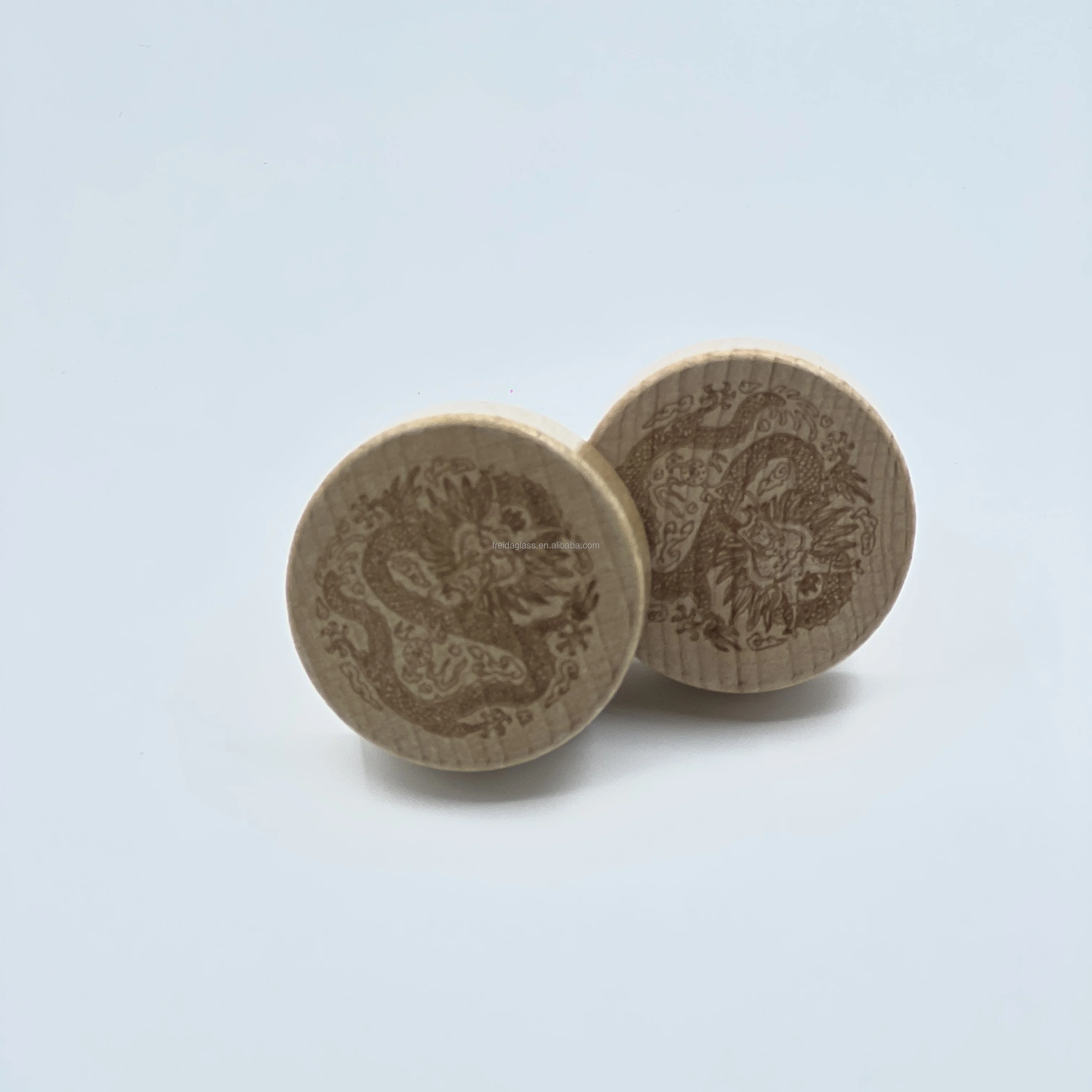 Unique Dragon-shaped Carved Sealed Cork Bottle Cap For Wine Bottles ...