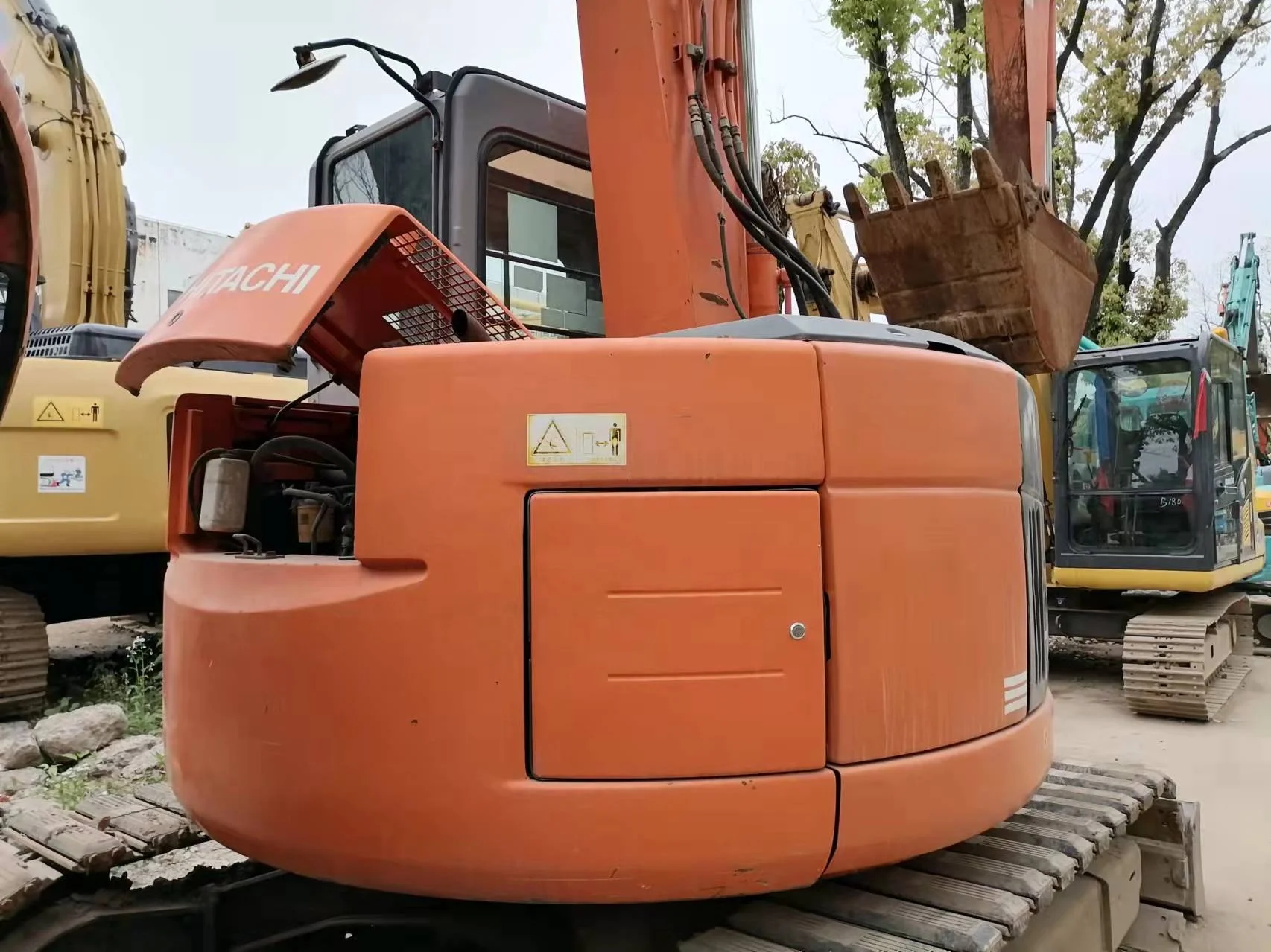 Used Hitachi Zx75 Crawler Excavator Zaxis 75 Model For Sale By Owner 7. ...