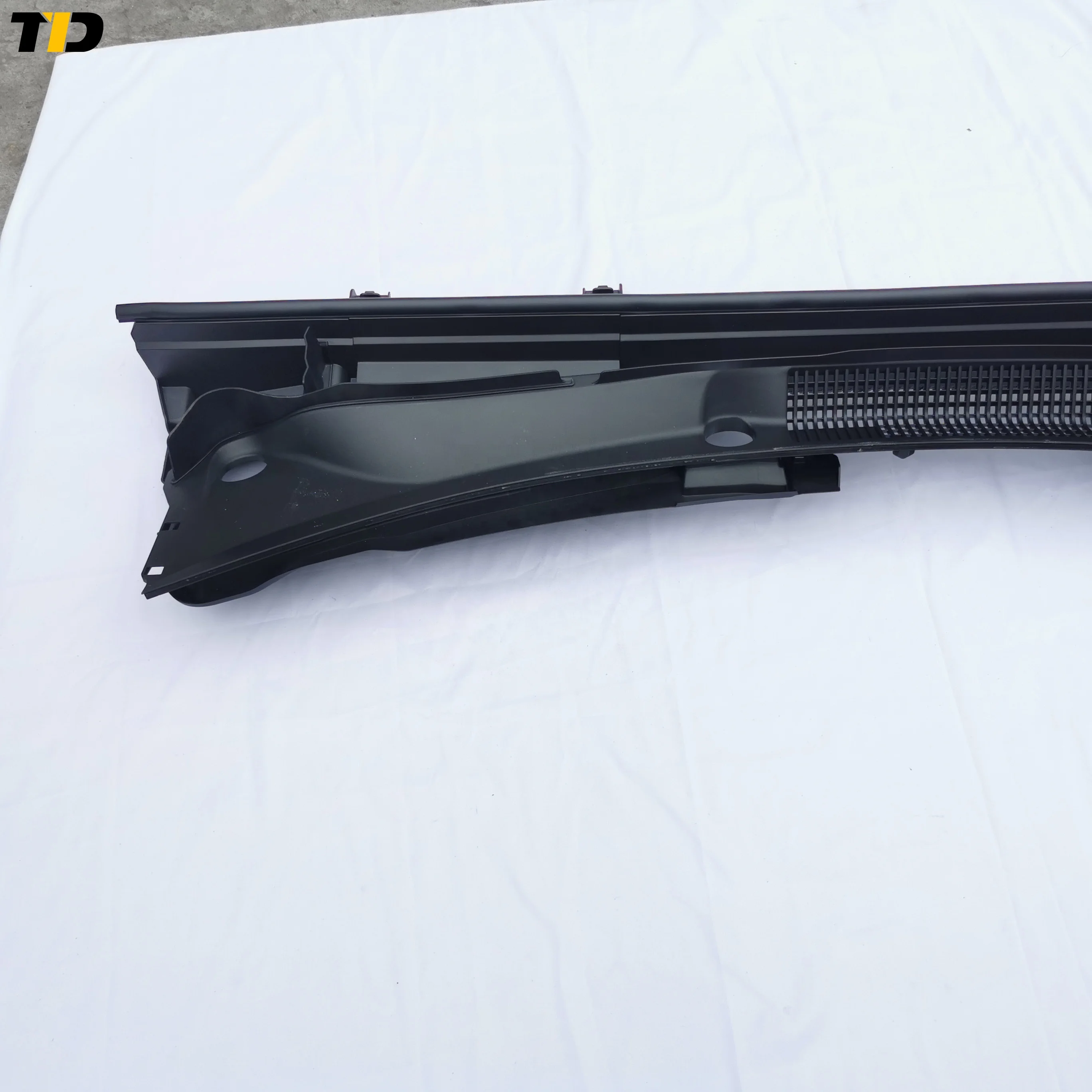 Toyota RAV4 Cowl Grilles - OEM Quality & Stylish Upgrade