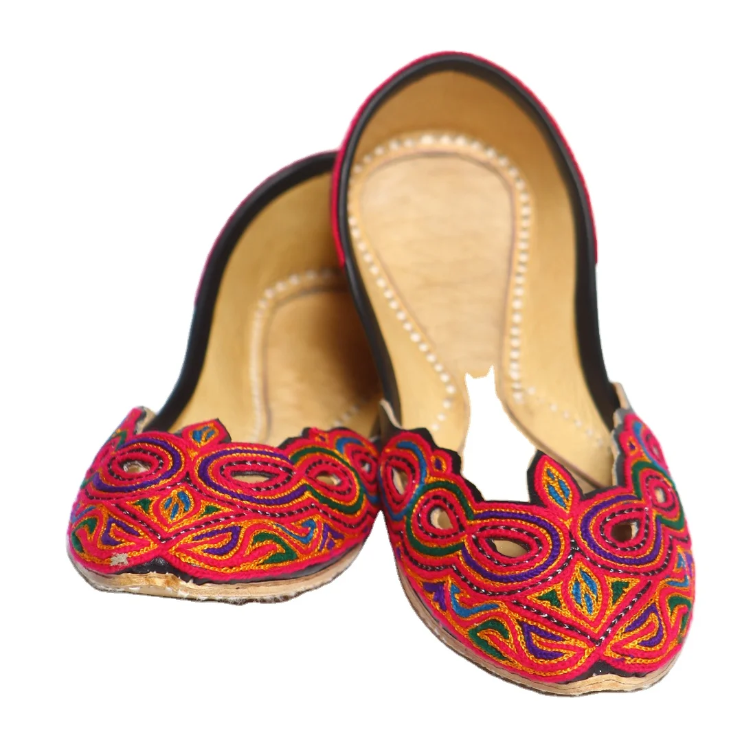 Pakistani Khussa Shoes - Lightweight & Stylish Options