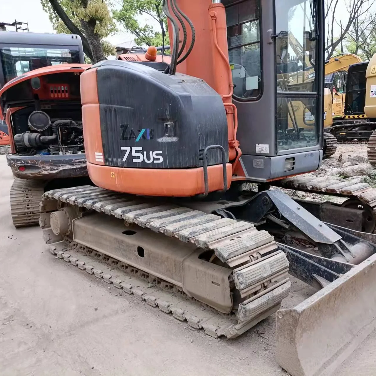 Used Hitachi Zx75 Crawler Excavator Zaxis 75 Model For Sale By Owner 7. ...
