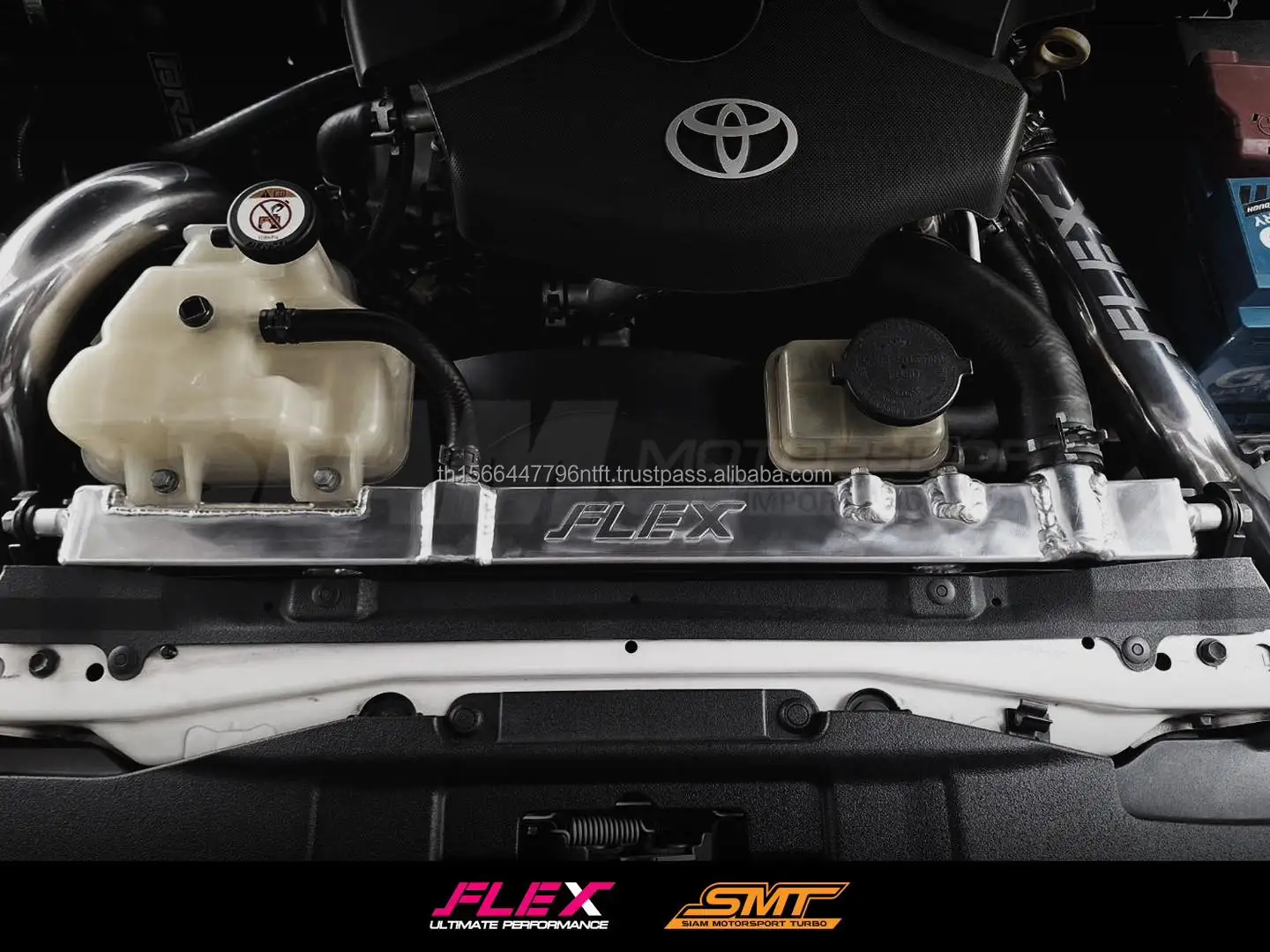 FLEX Aluminum Radiator for Toyota REVO FORTUNER INNOVA