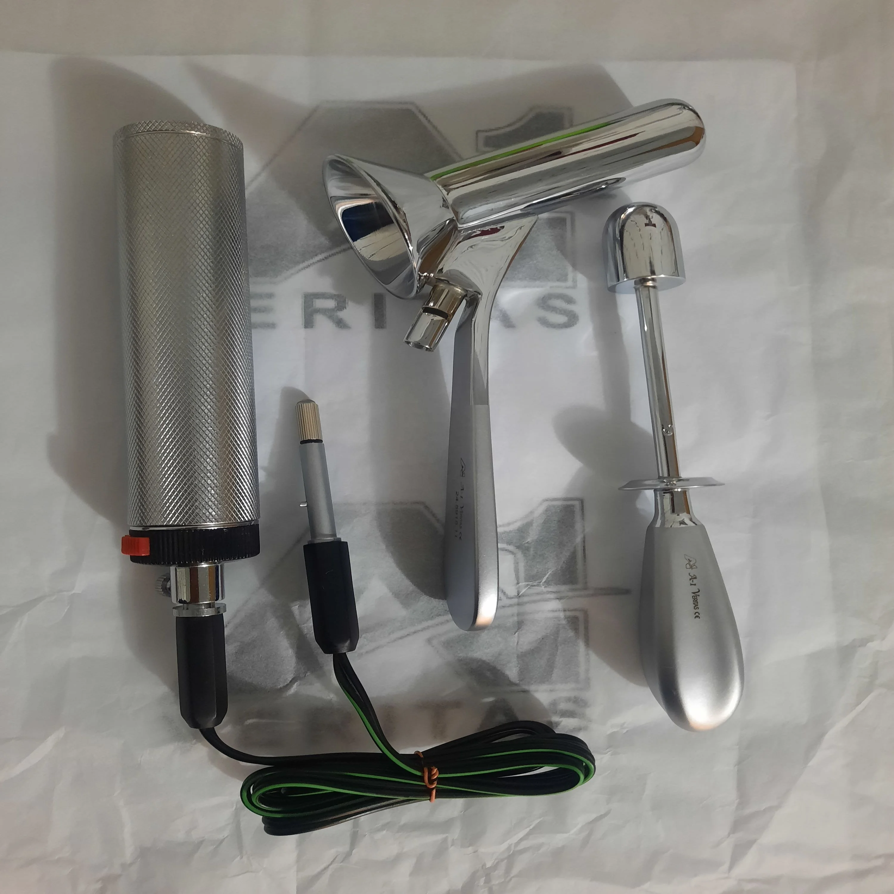 High Quality A-1 VERITAS Light Anoscope Used To Examine The Anus ...
