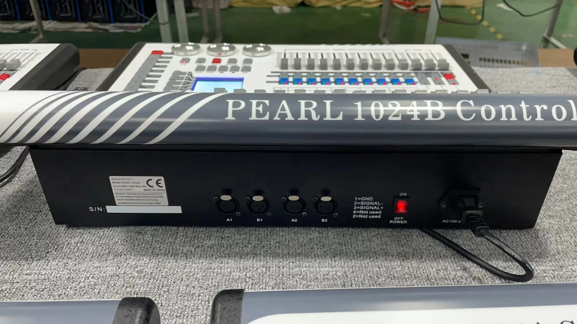 Mini Pearl 1024 DMX Controller for Stage Lighting Solutions