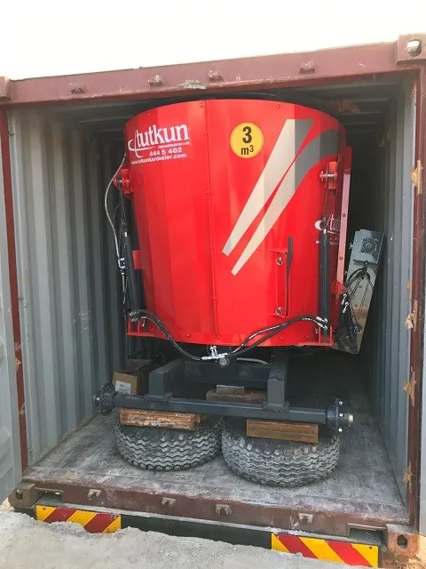 Total Mixed Ration Mixer For Feeding Dairy Cattle - Buy Ruminant Animal ...