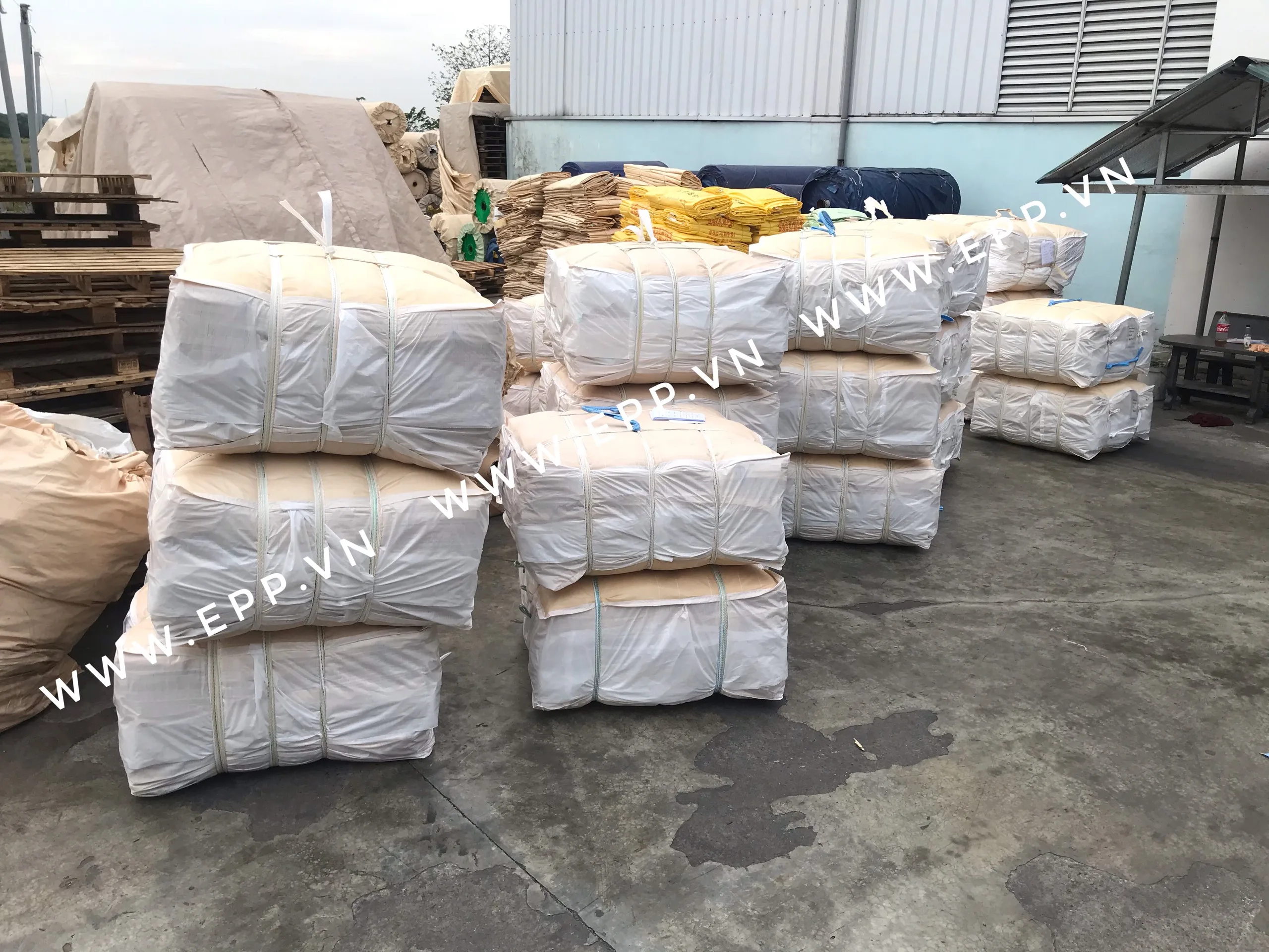 Top selling 4 Panel Laminated 4 Side Seam Loops 1400D Intermediated ...