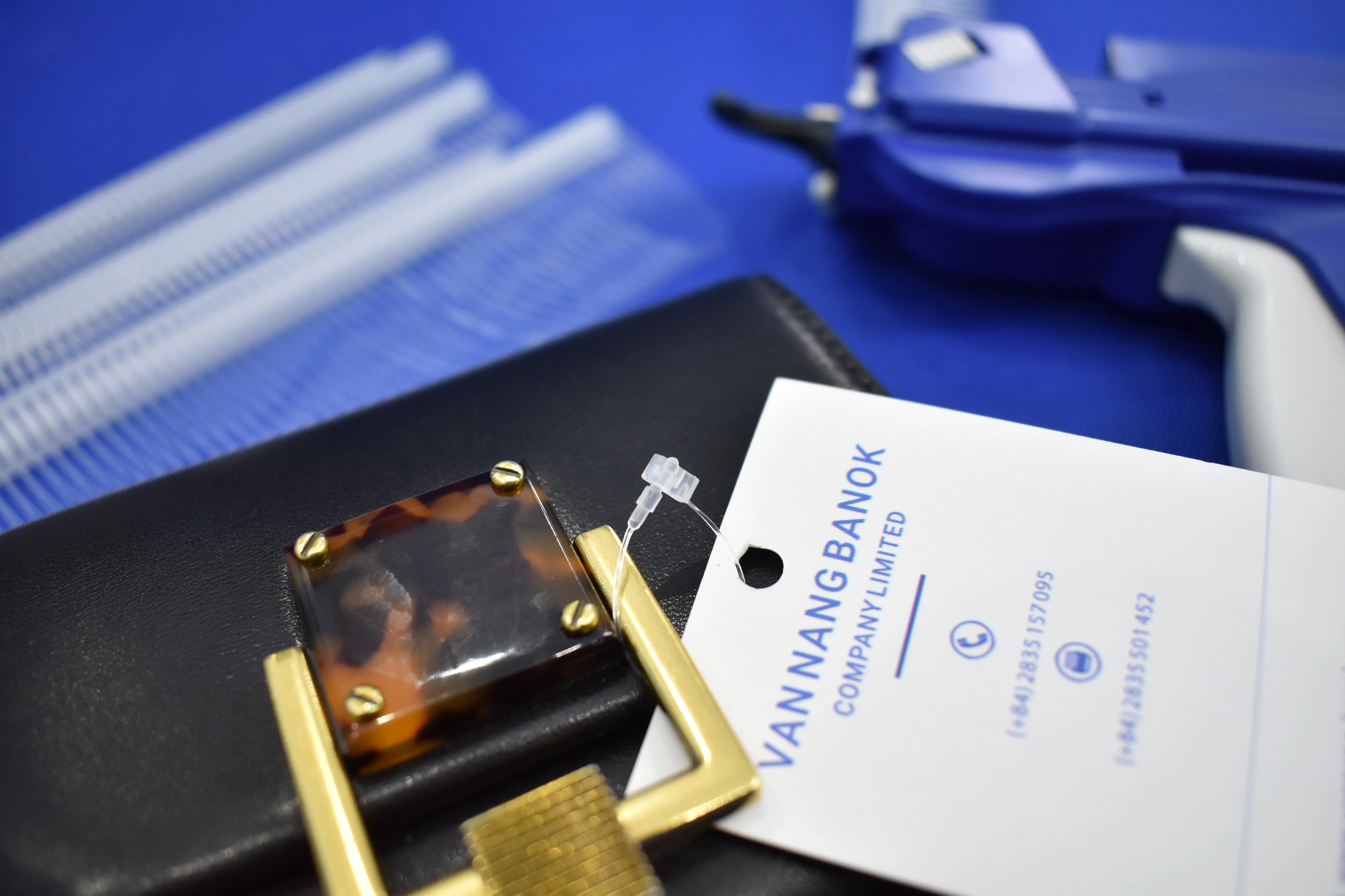 V-Fasteners 2inch 3inch 4inch 5inch Using for Tag Gun Tool Hanging ...