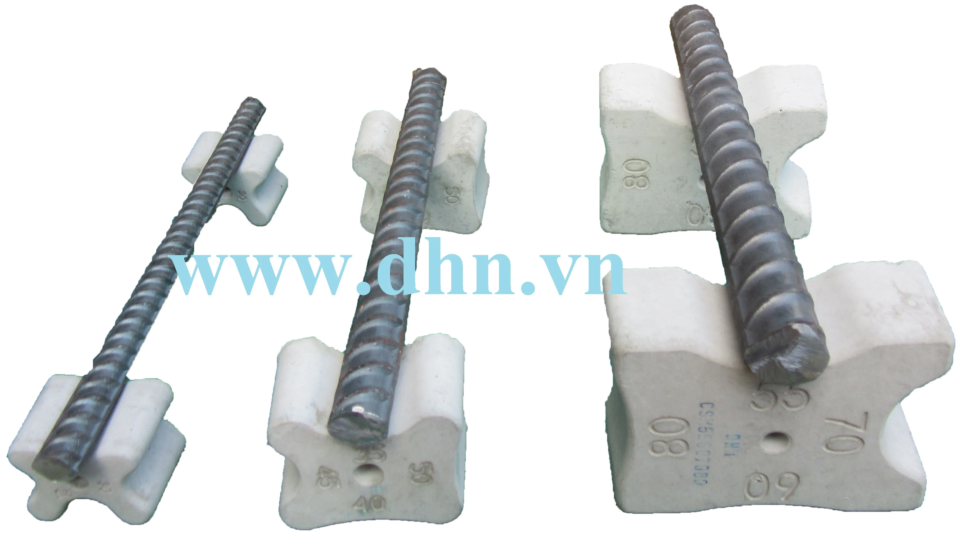 Single Size Fiber Concrete Spacer Used To Secure The Reinforcement ...