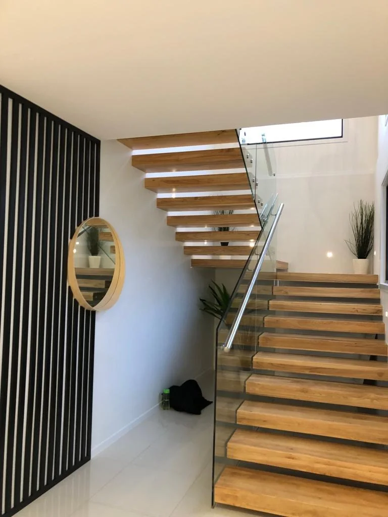 Hidden Stringer Wooden Treads - Box Floating Straight Stairs