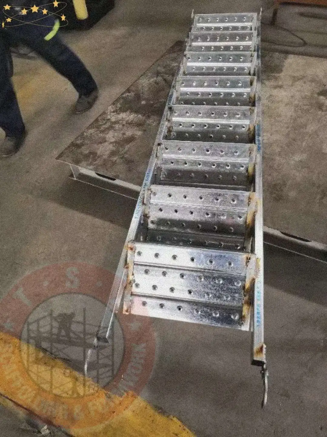 Tsx Scaffolding Steel Ladder With Hook Steps Ladder Scaffold Cuplock ...