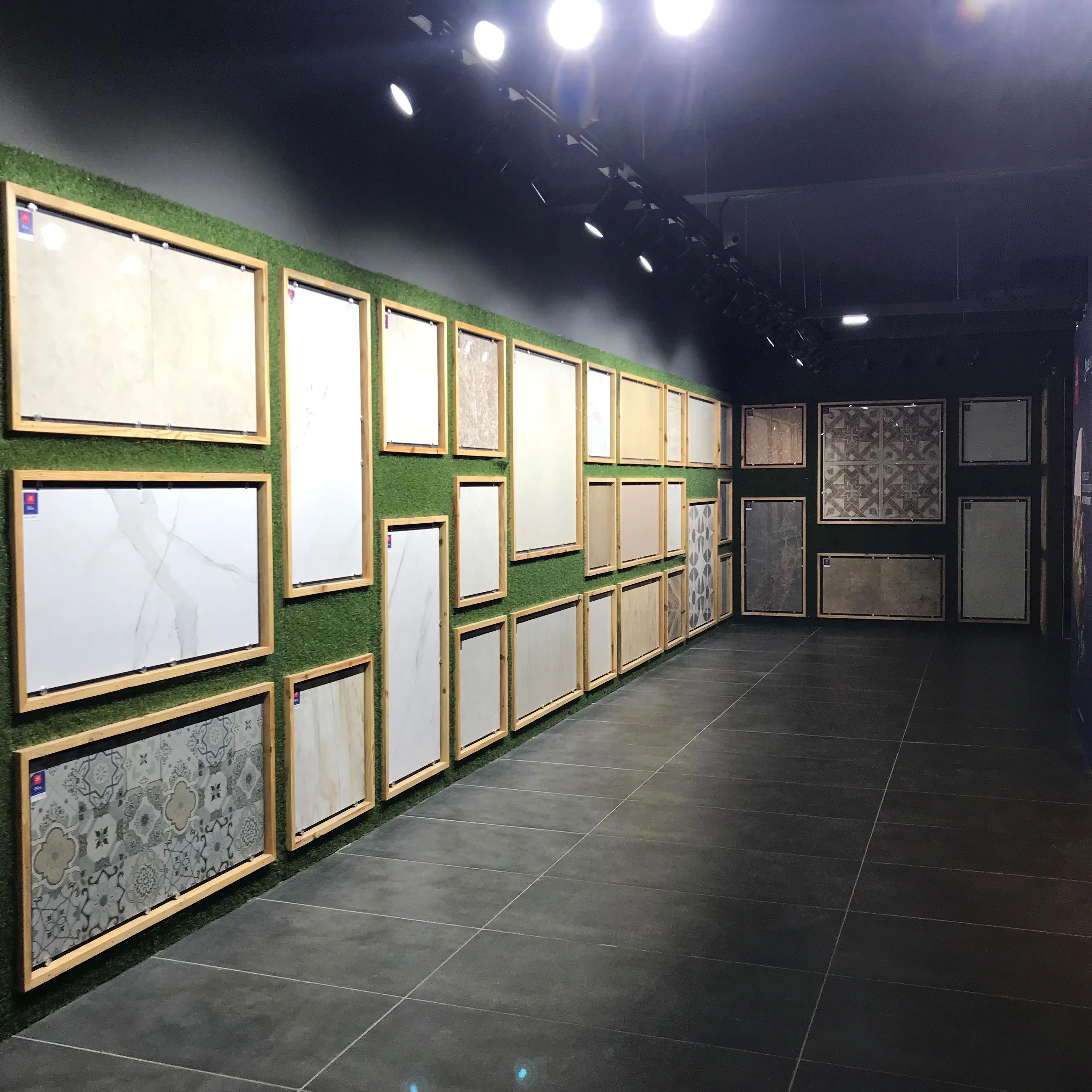 Foshan Tile Crystal Glass Tiles Wooden Plank Gres Porcelanto for Public ...