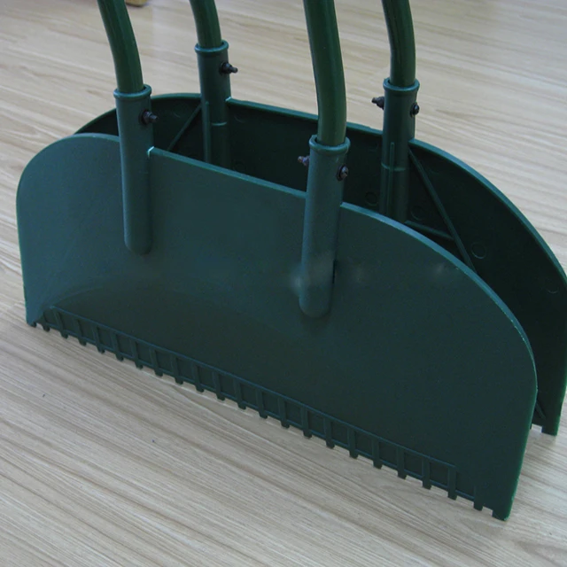 Heavy Duty Long-Handled Leaf Grabbers - Efficient Garden Tools