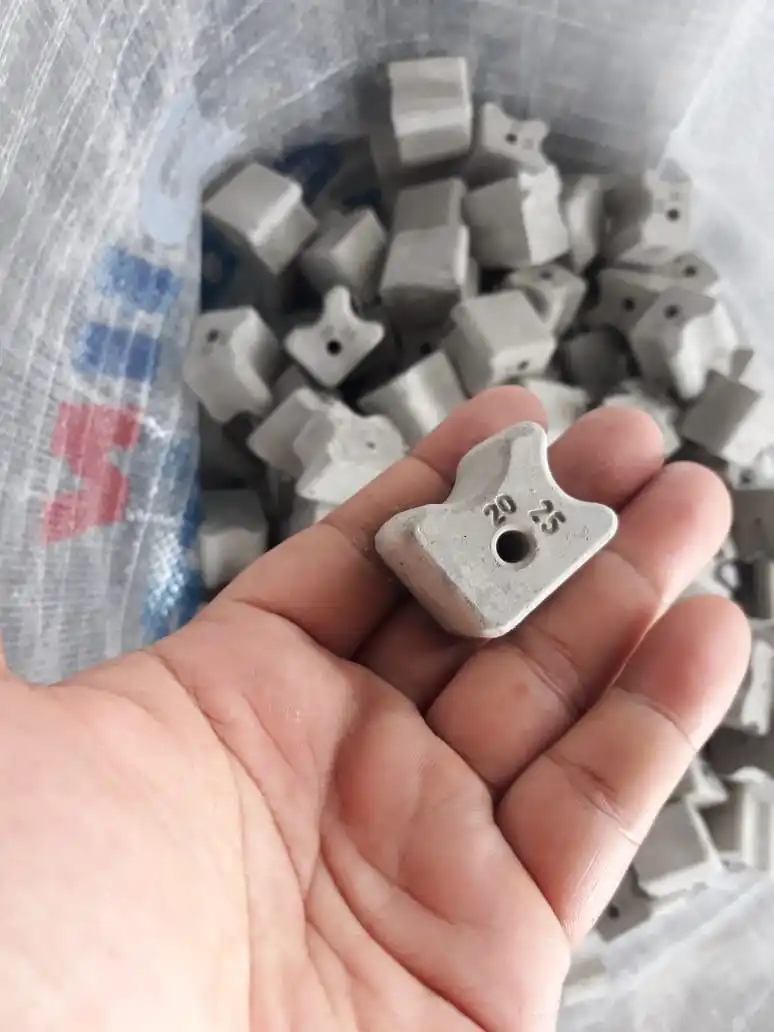 Multi Size Fiber Concrete Spacer Used To Secure The Reinforcement Steel ...