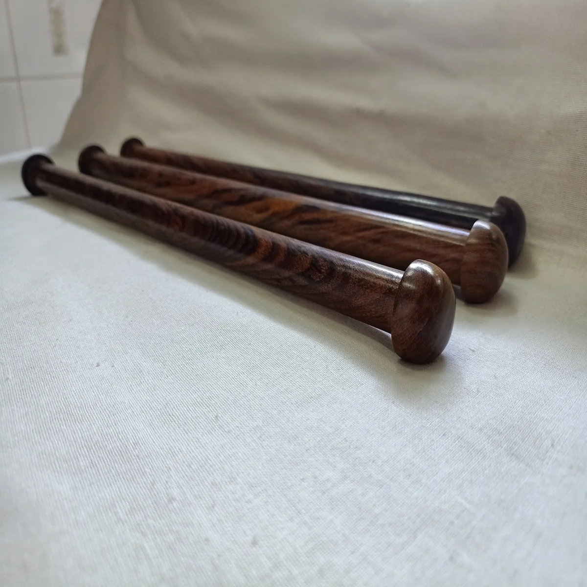 Scroll Rod for Invitations - Elegant Wedding Decor