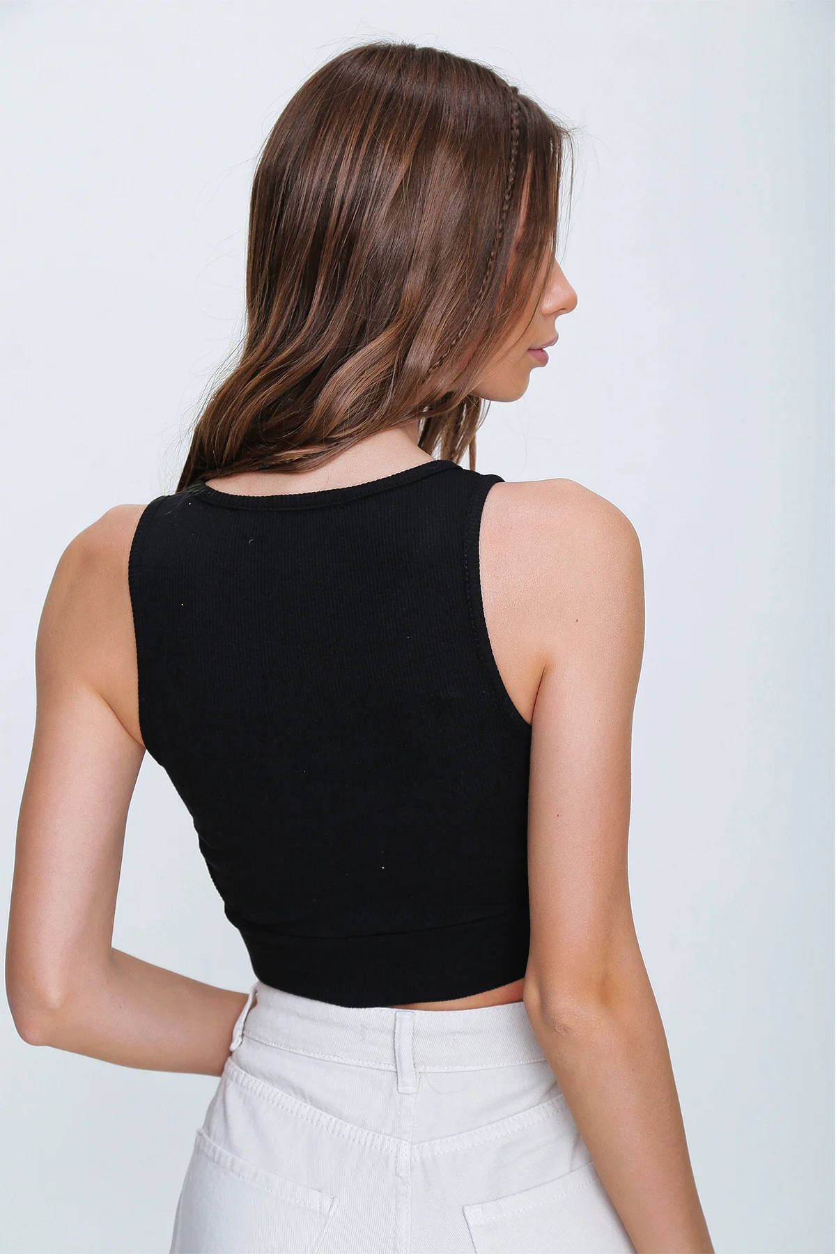 Model And Stylish Crop Top And Cropped Camisole Cut Out Top For Womens ...