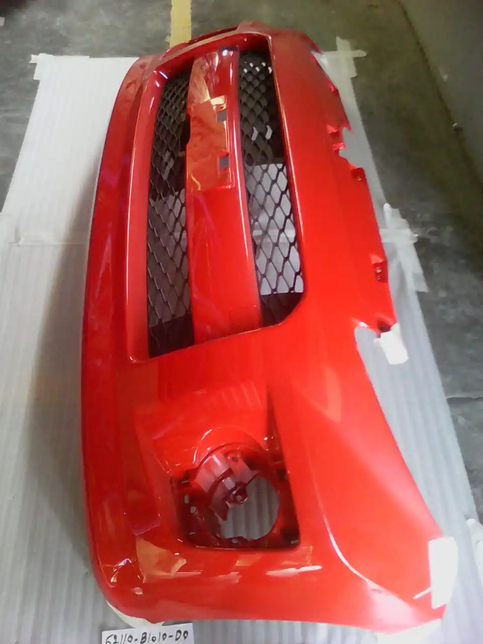Bumper Assy,Fr (red) 52110-b1010-d0 For Sirion M300,M301,M311,M303 ...