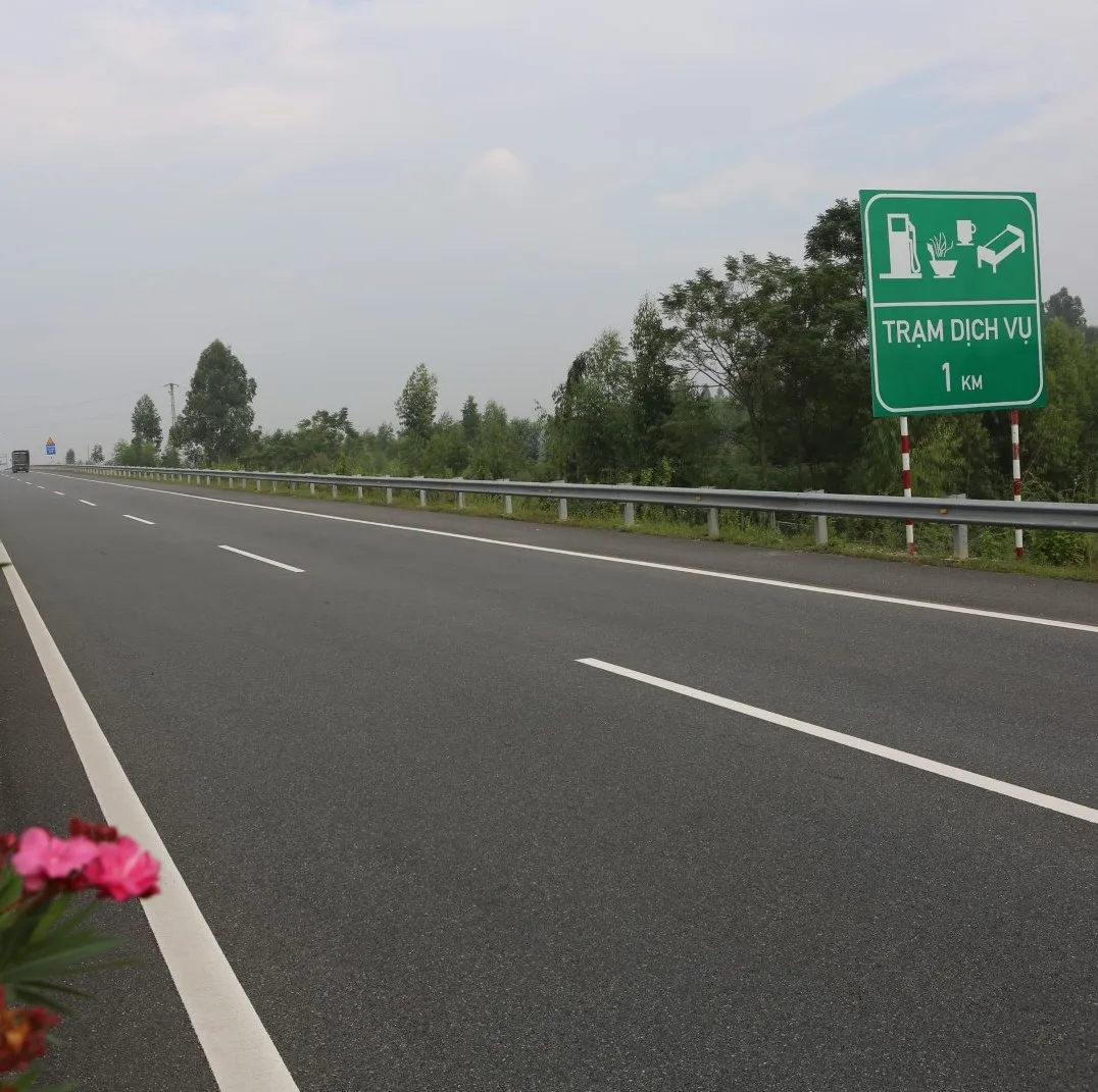 Solar Ground Mount Screw Earth Pile Ground Screw Anchor From Vietnam ...