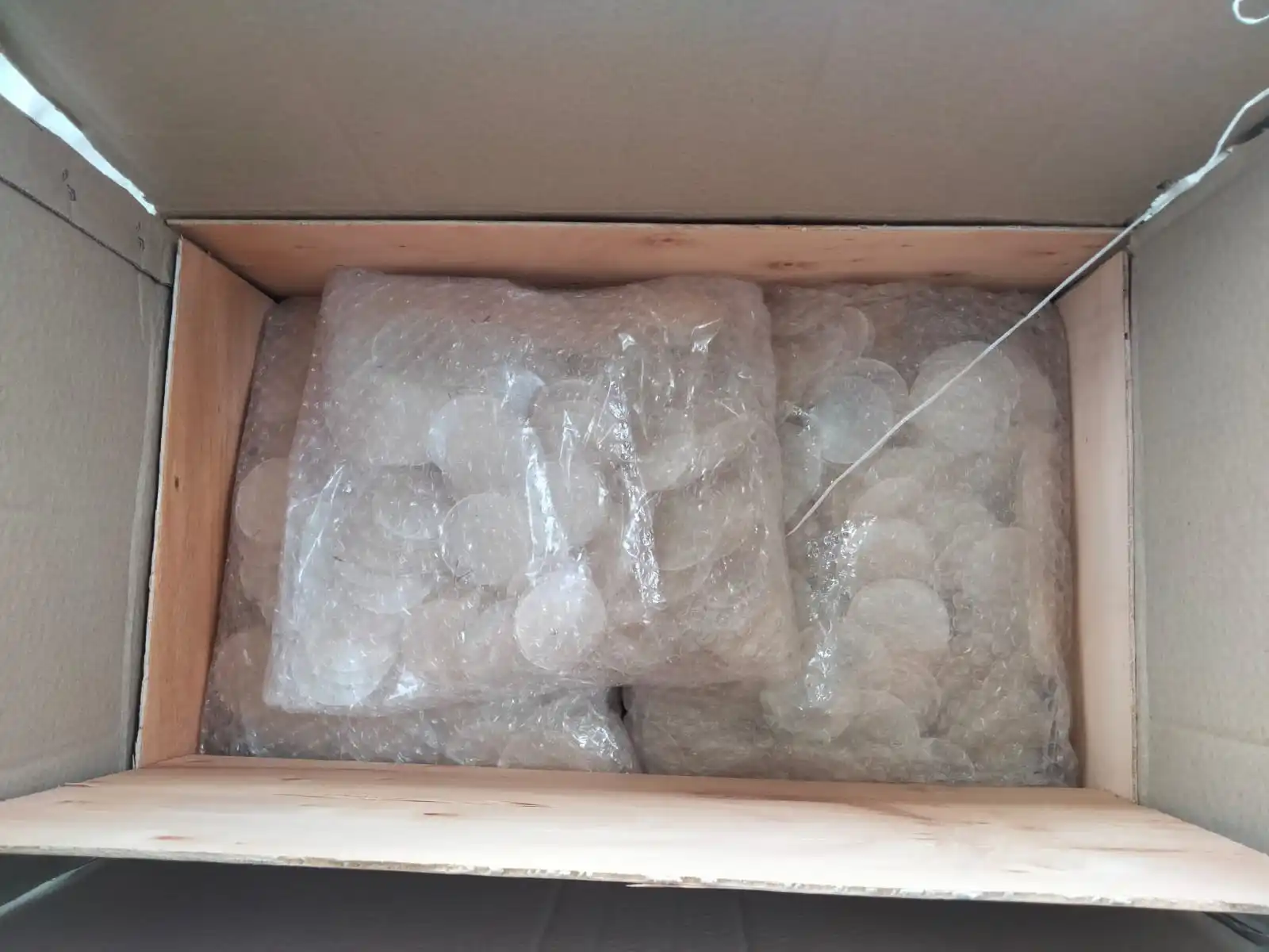 Custom Request Indonesia Raw Capiz Shell - High Quality