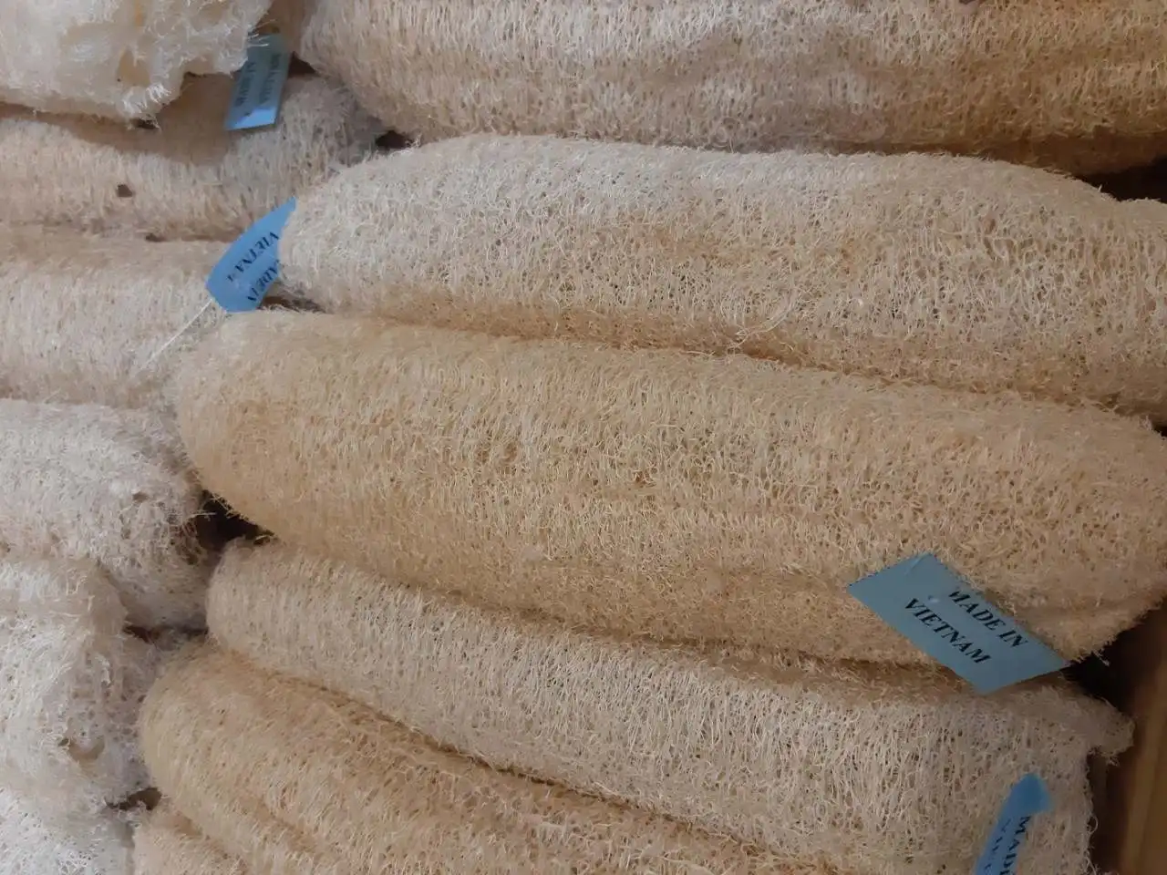 Raw Material Loofah In Available Organic And Natural No Chemical/ Luffa ...